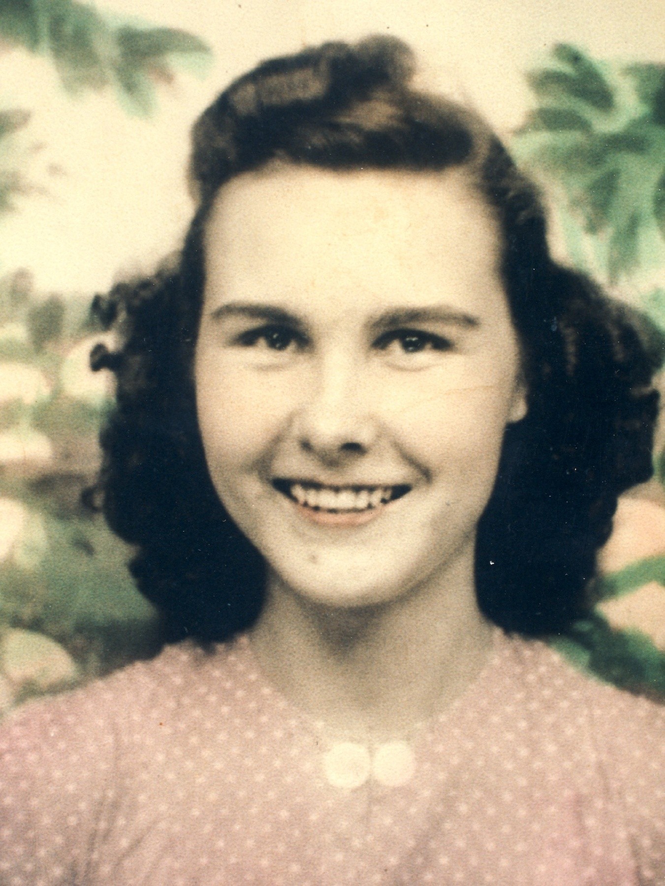 Hazel White's Instagram, Twitter & Facebook on IDCrawl