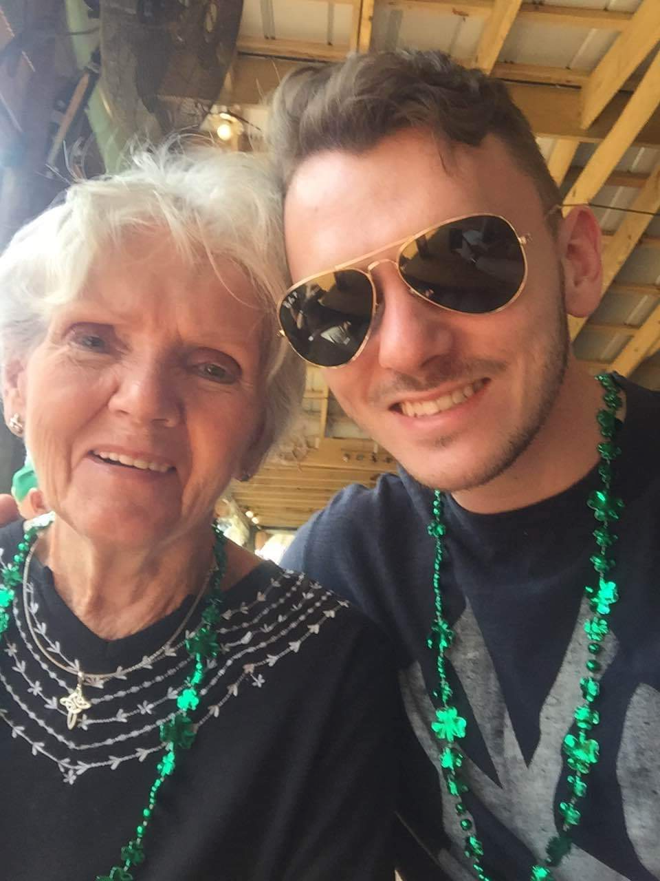 Elizabeth Wheat's Instagram, Twitter & Facebook on IDCrawl