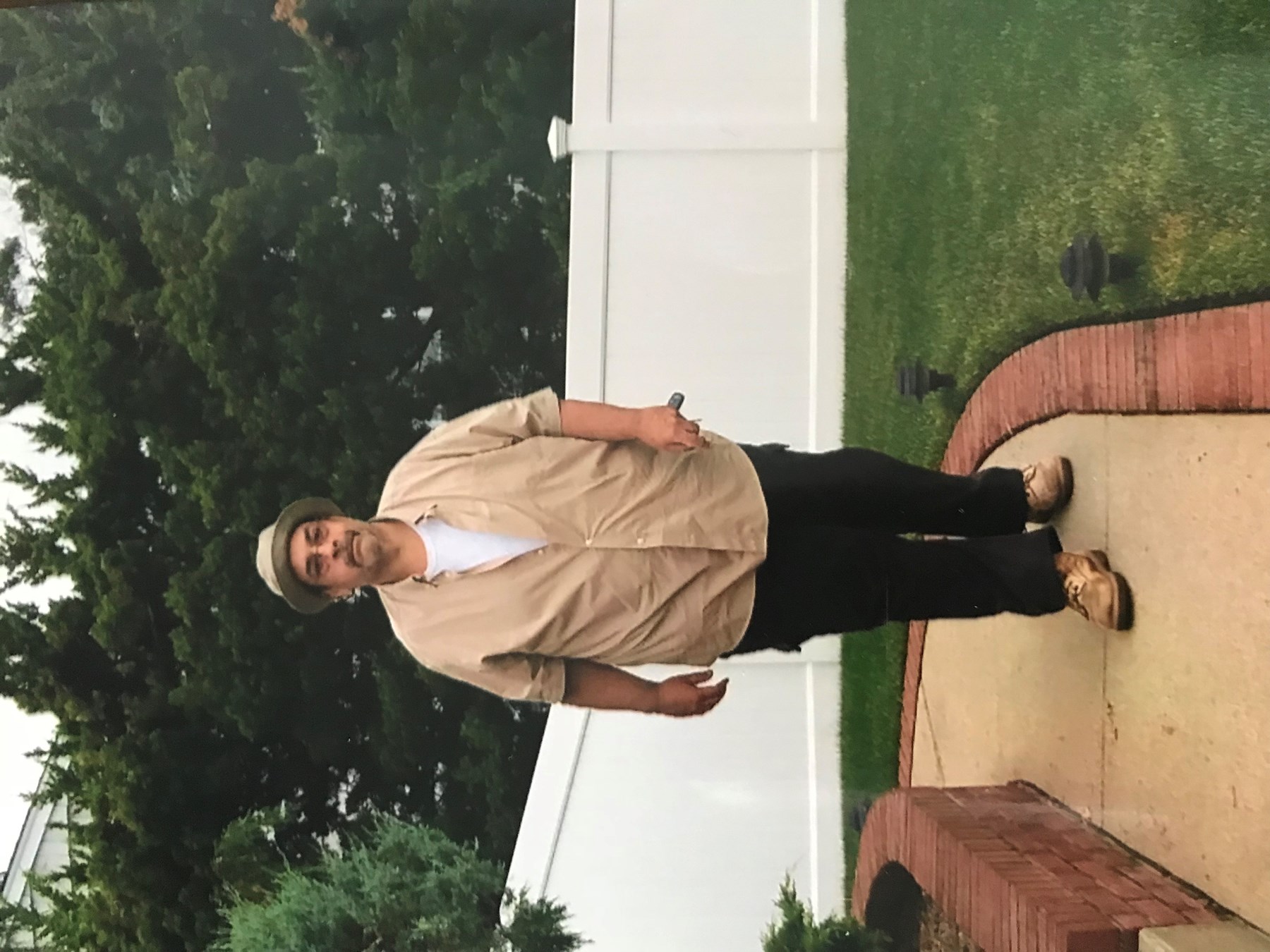 Edward McGuinness Obituary - Babylon, NY
