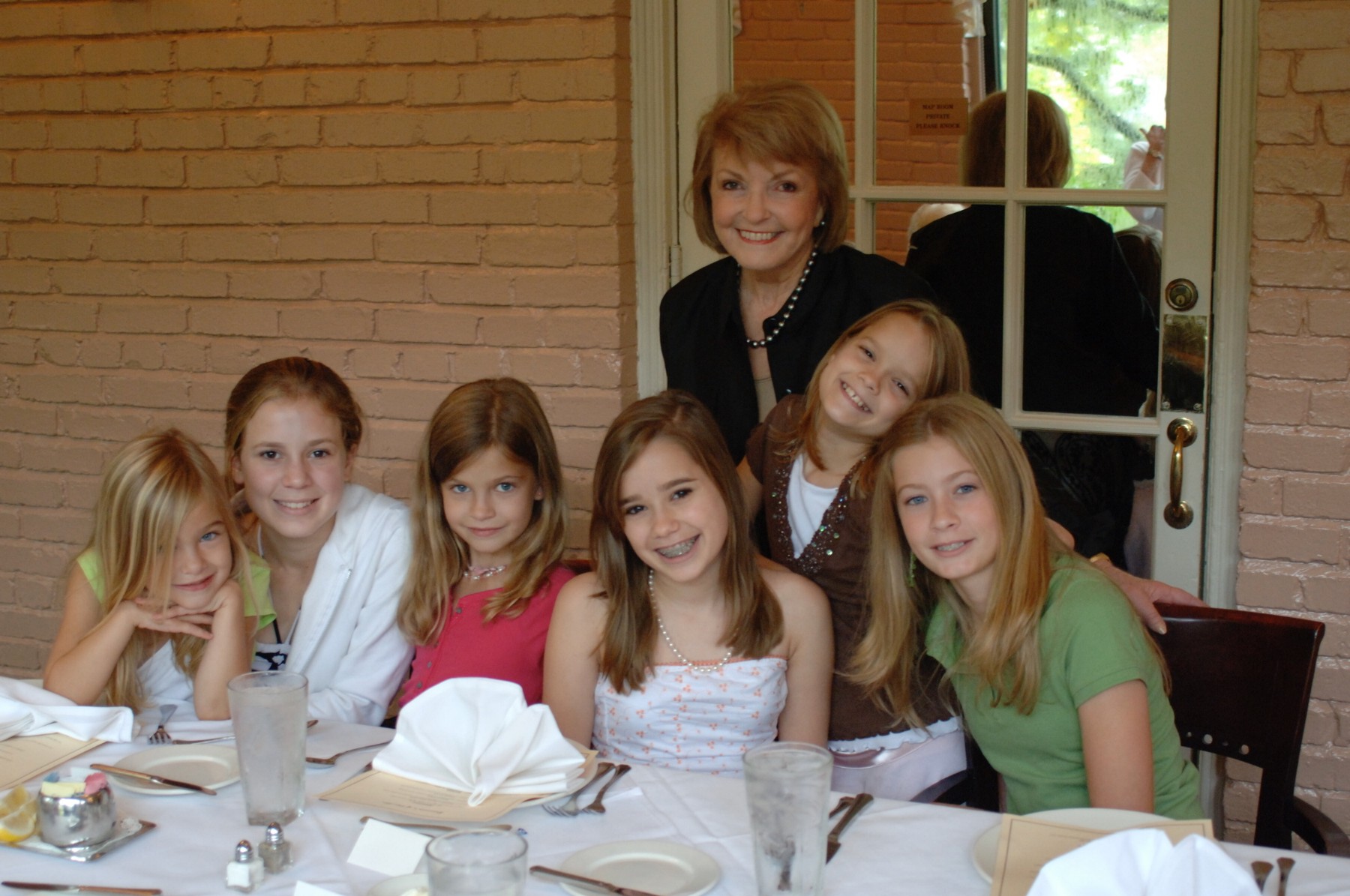 Kitty W. Lindley Obituary - Houston, TX