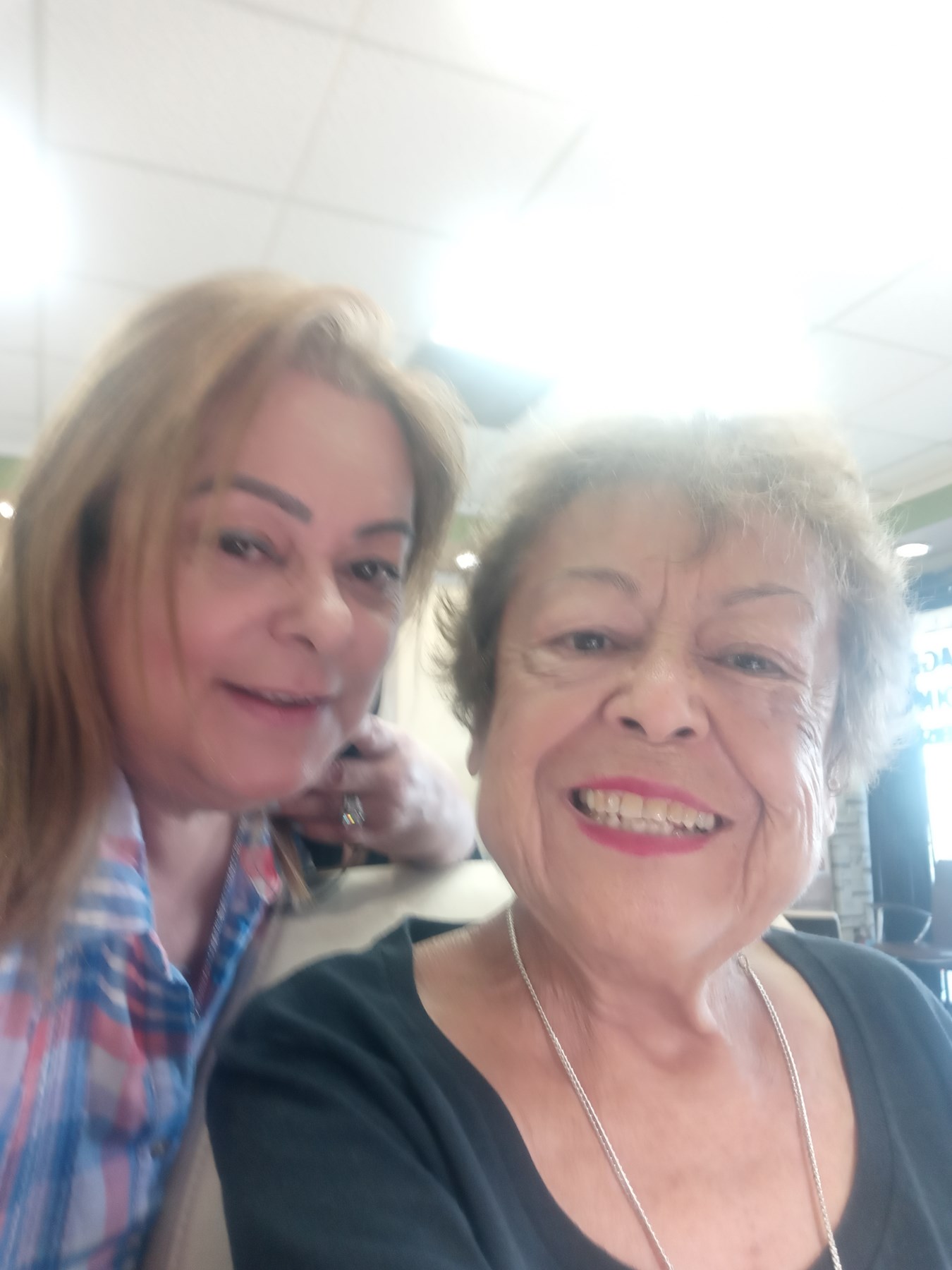 Carmen Chavez's Instagram, Twitter & Facebook on IDCrawl