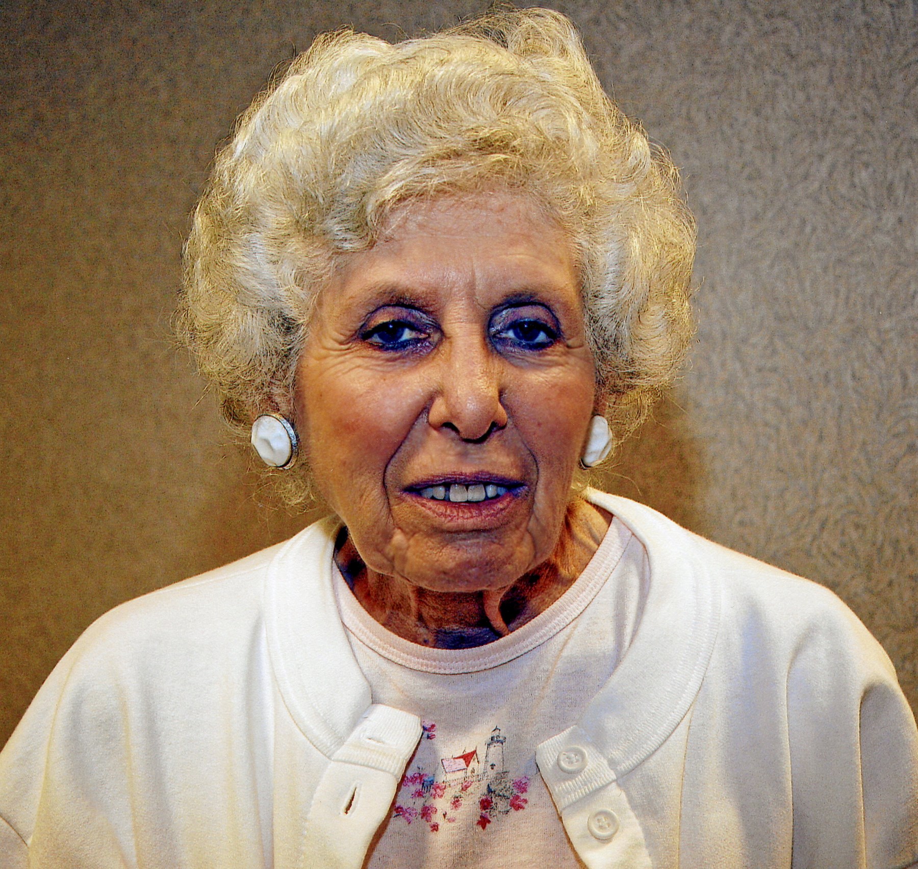 Barbara Armstrong Obituary - Fort Wayne, IN