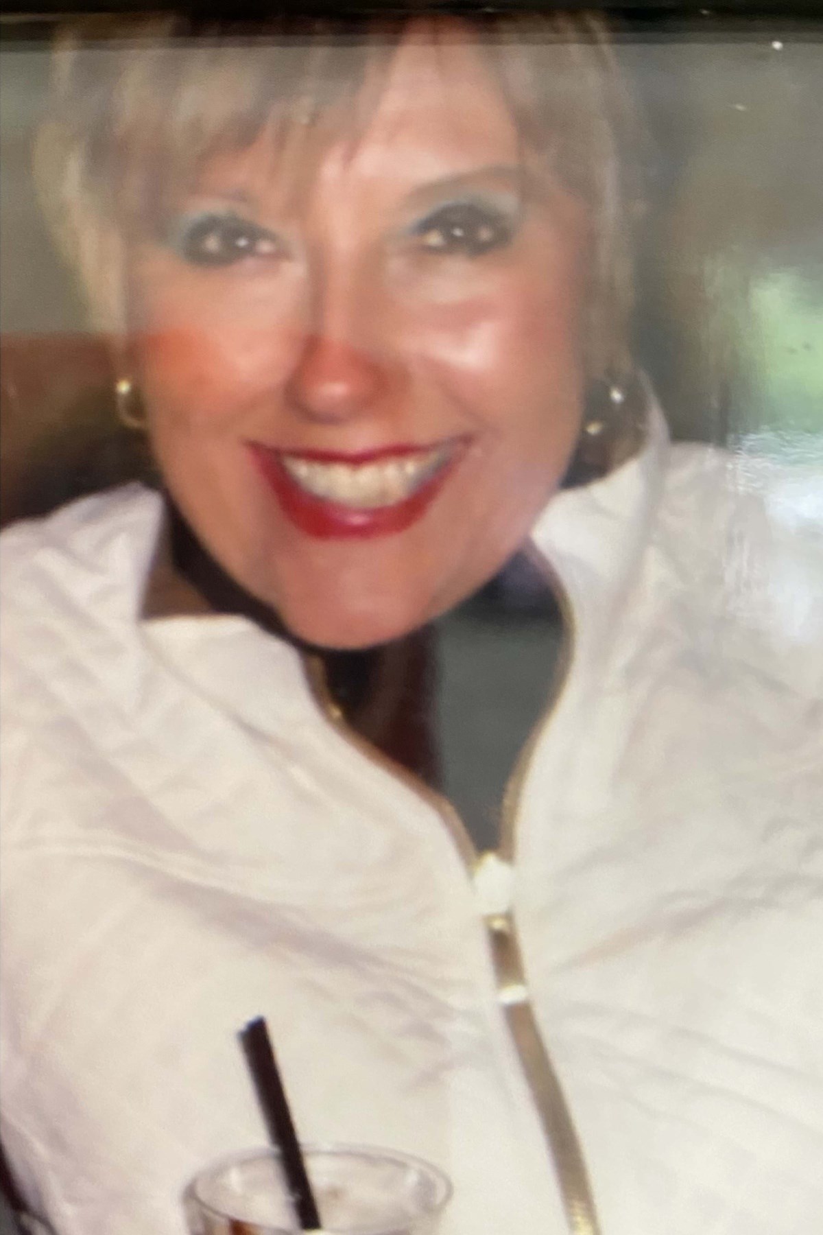 Sharon Holt's Instagram, Twitter & Facebook on IDCrawl