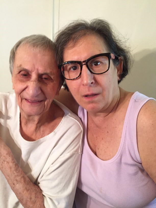 Ann Goldberg's Instagram, Twitter & Facebook on IDCrawl