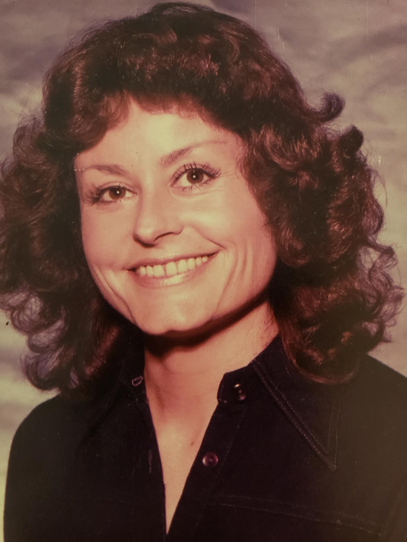 Ester Fox's Instagram, Twitter & Facebook on IDCrawl