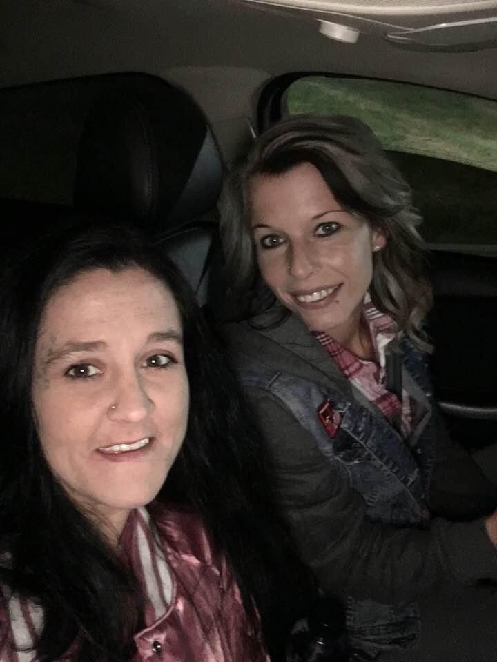 Ashley Mullins's Instagram, Twitter & Facebook on IDCrawl