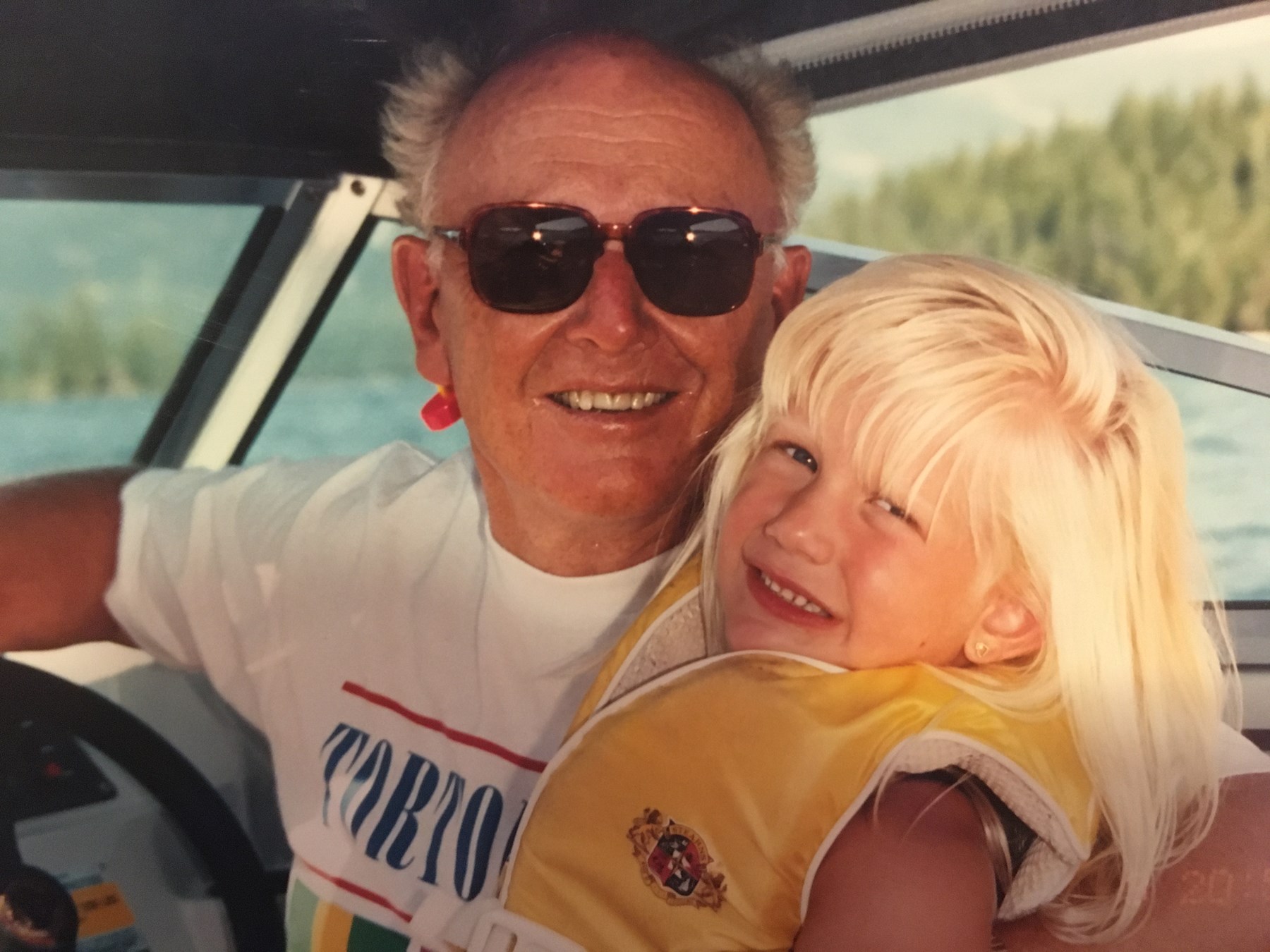 Laura Switzer's Instagram, Twitter & Facebook on IDCrawl