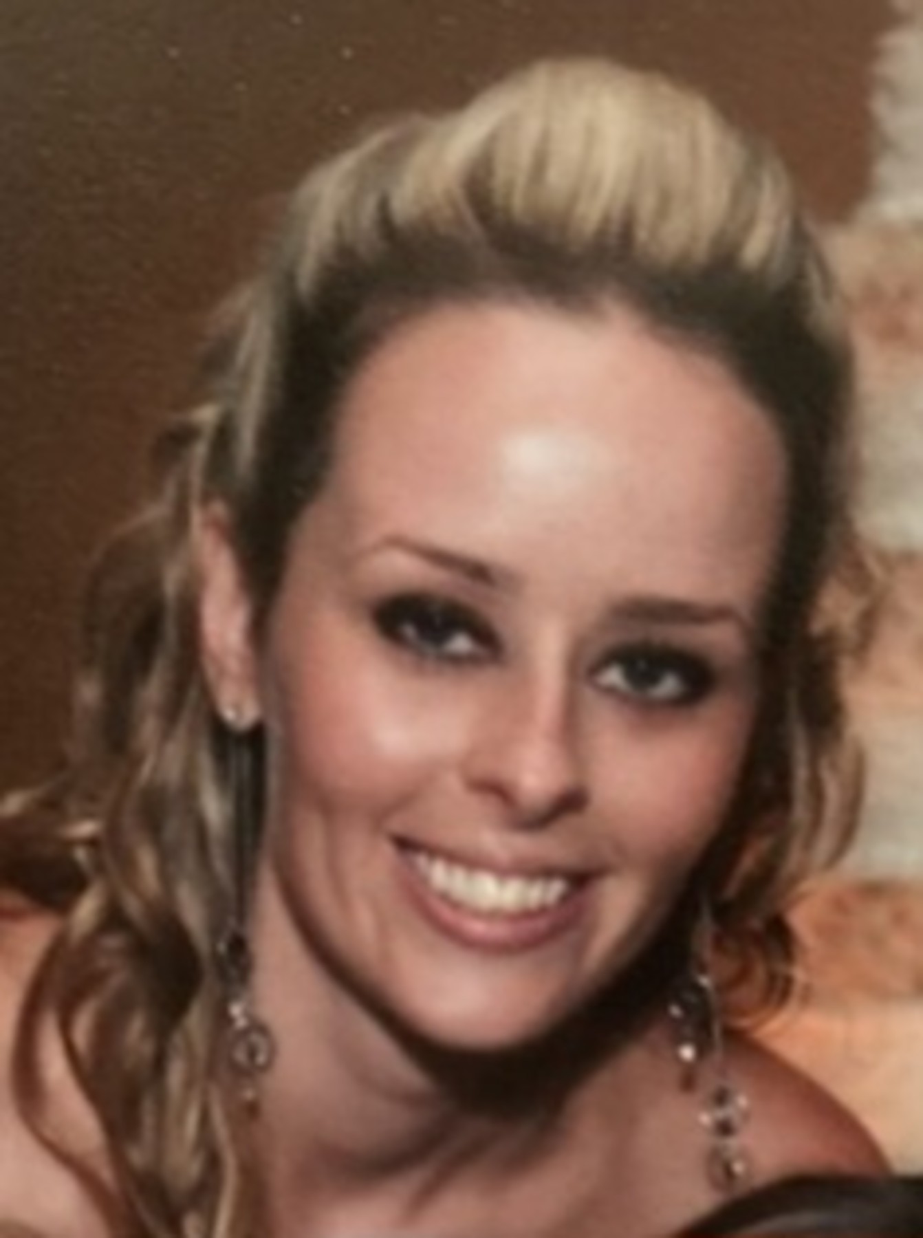 Debra Ashley's Instagram, Twitter & Facebook on IDCrawl