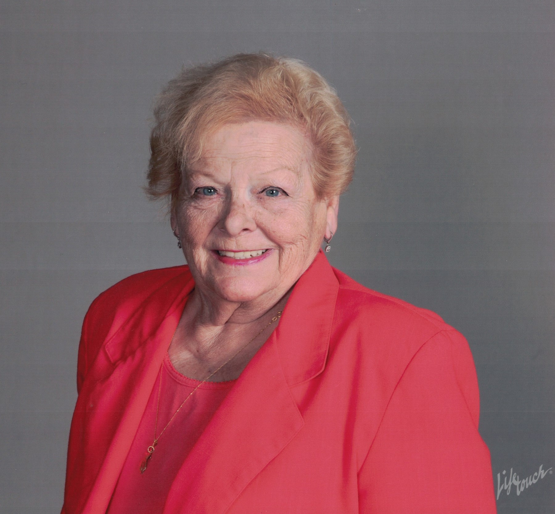 Janet Hoelldobler Obituary - Centereach, NY
