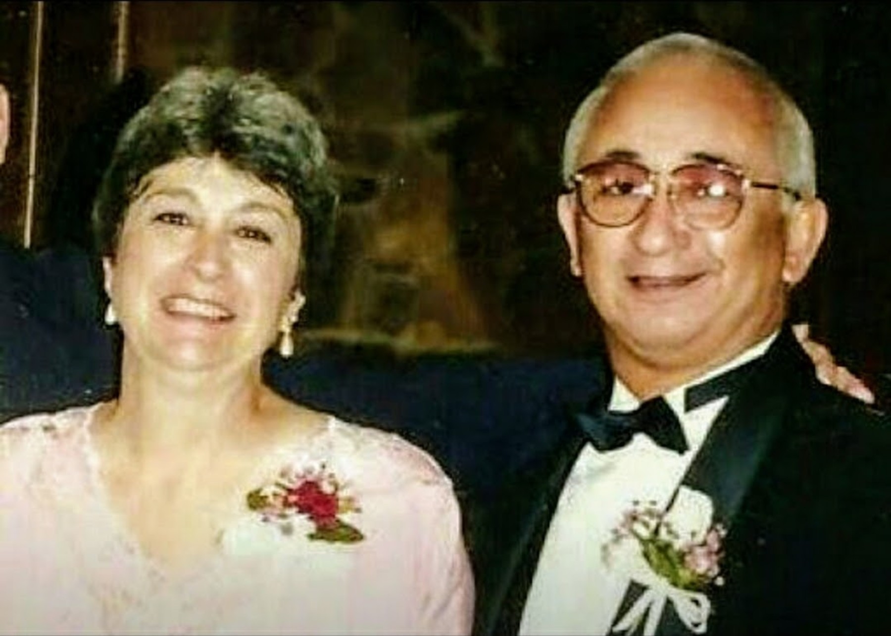 Sally Mendez's Instagram, Twitter & Facebook on IDCrawl