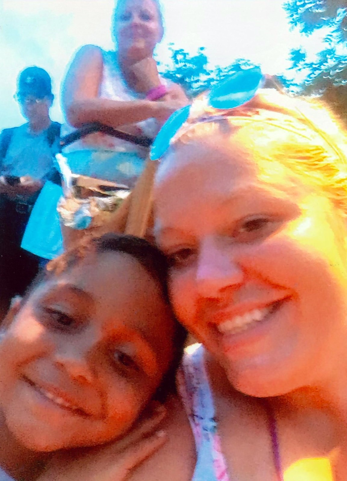 Ashley Rowe's Instagram, Twitter & Facebook on IDCrawl