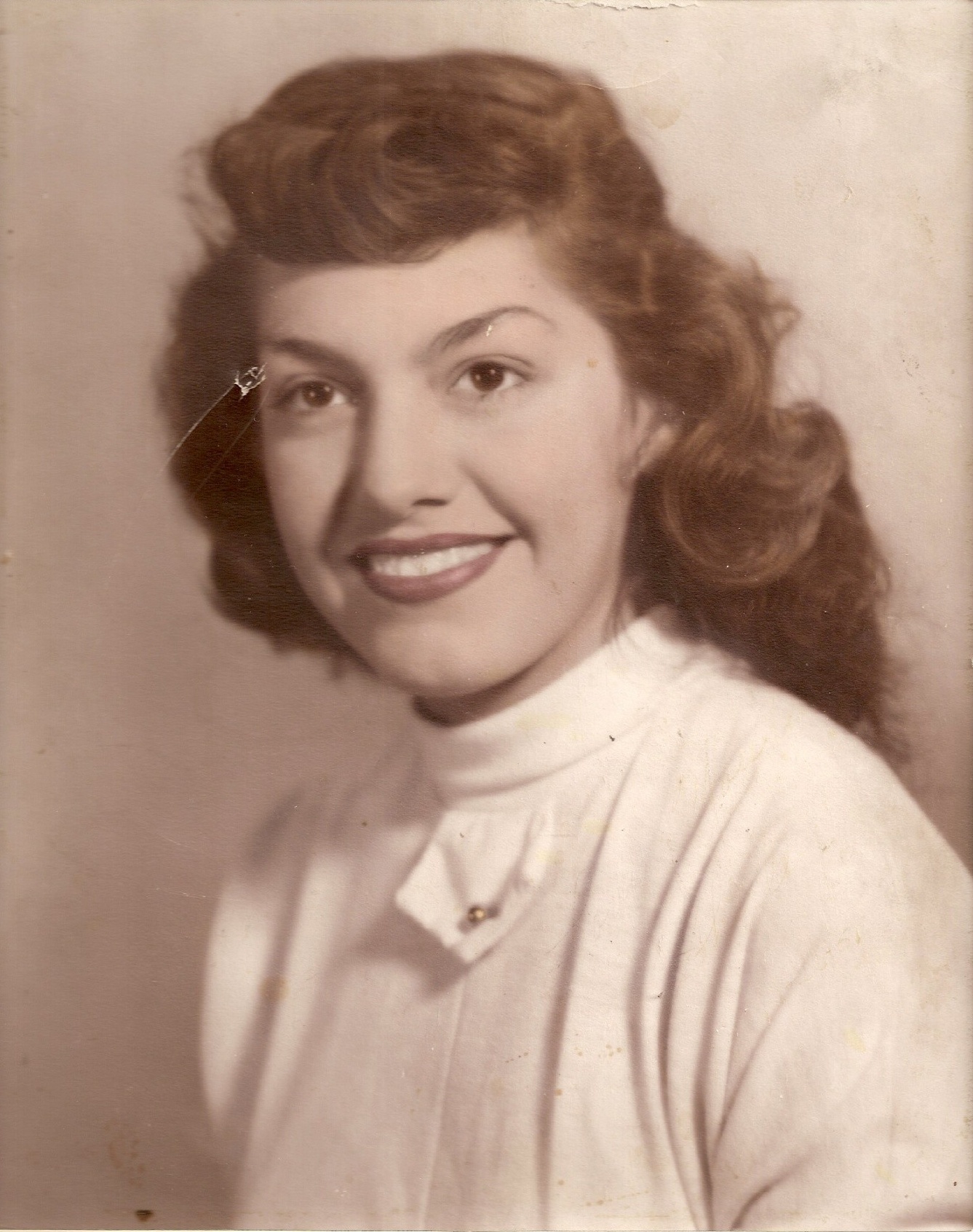 Shirley Diaz's Instagram, Twitter & Facebook on IDCrawl