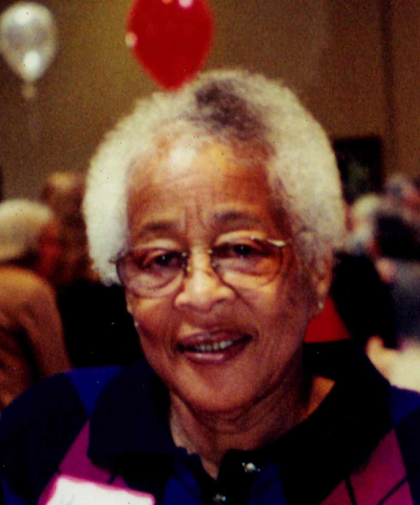 Yvonne Evelyn Scott Obituary - Seaside, CA