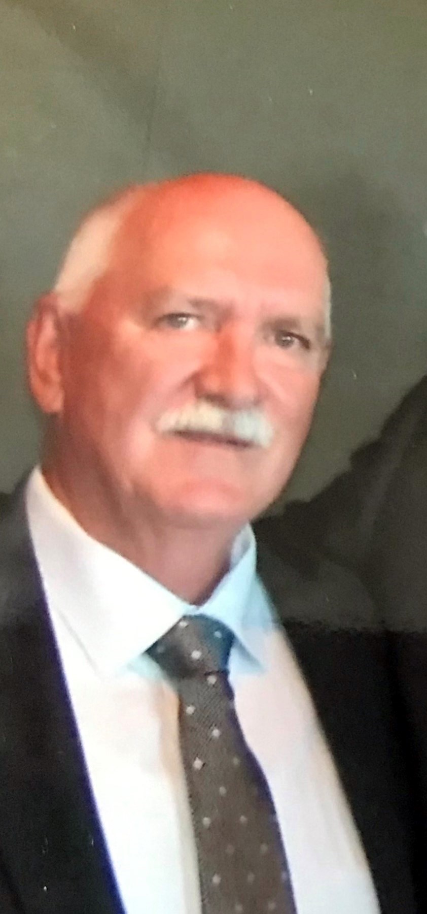 Randall Lewis's Instagram, Twitter & Facebook on IDCrawl