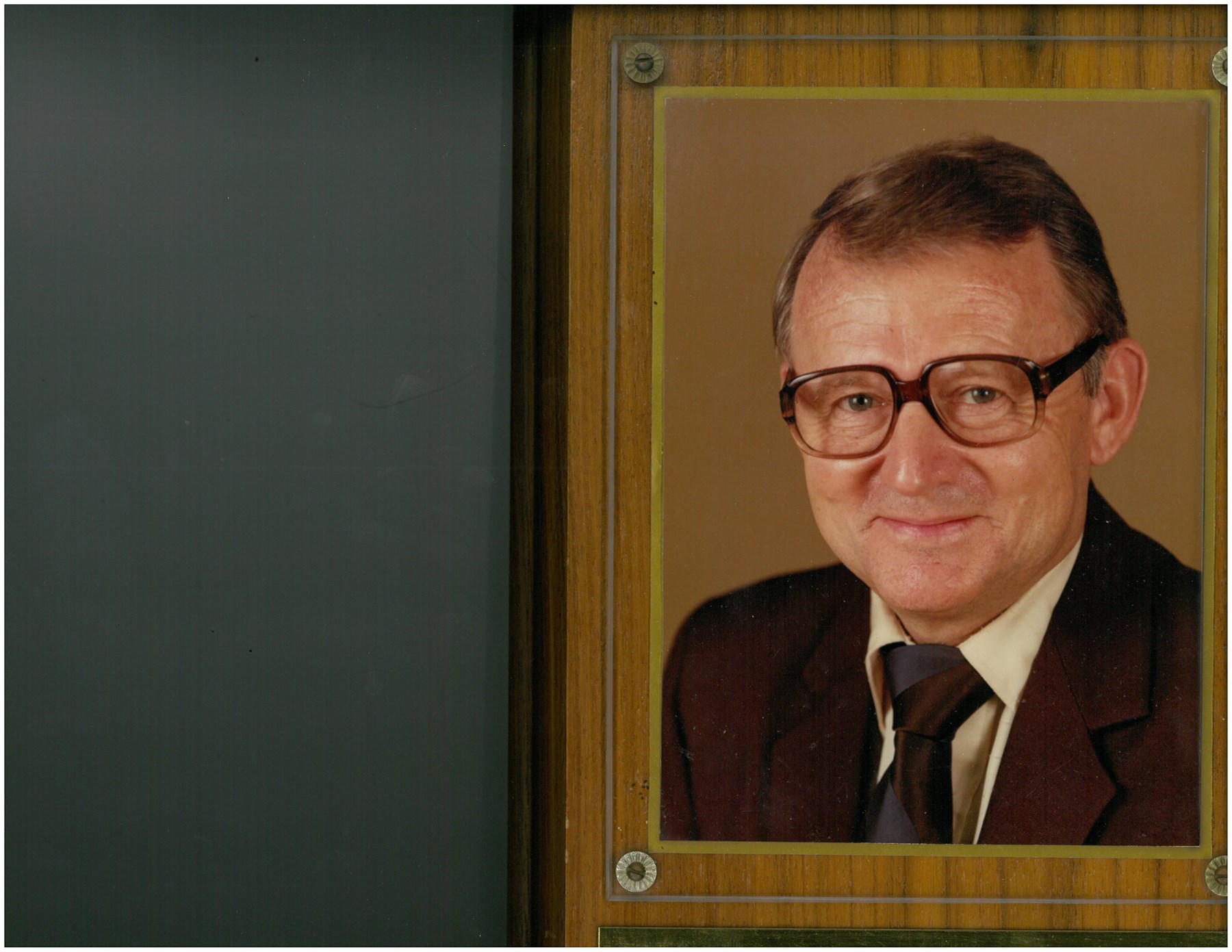 Henry Gluski Obituary - Corona Del Mar, CA