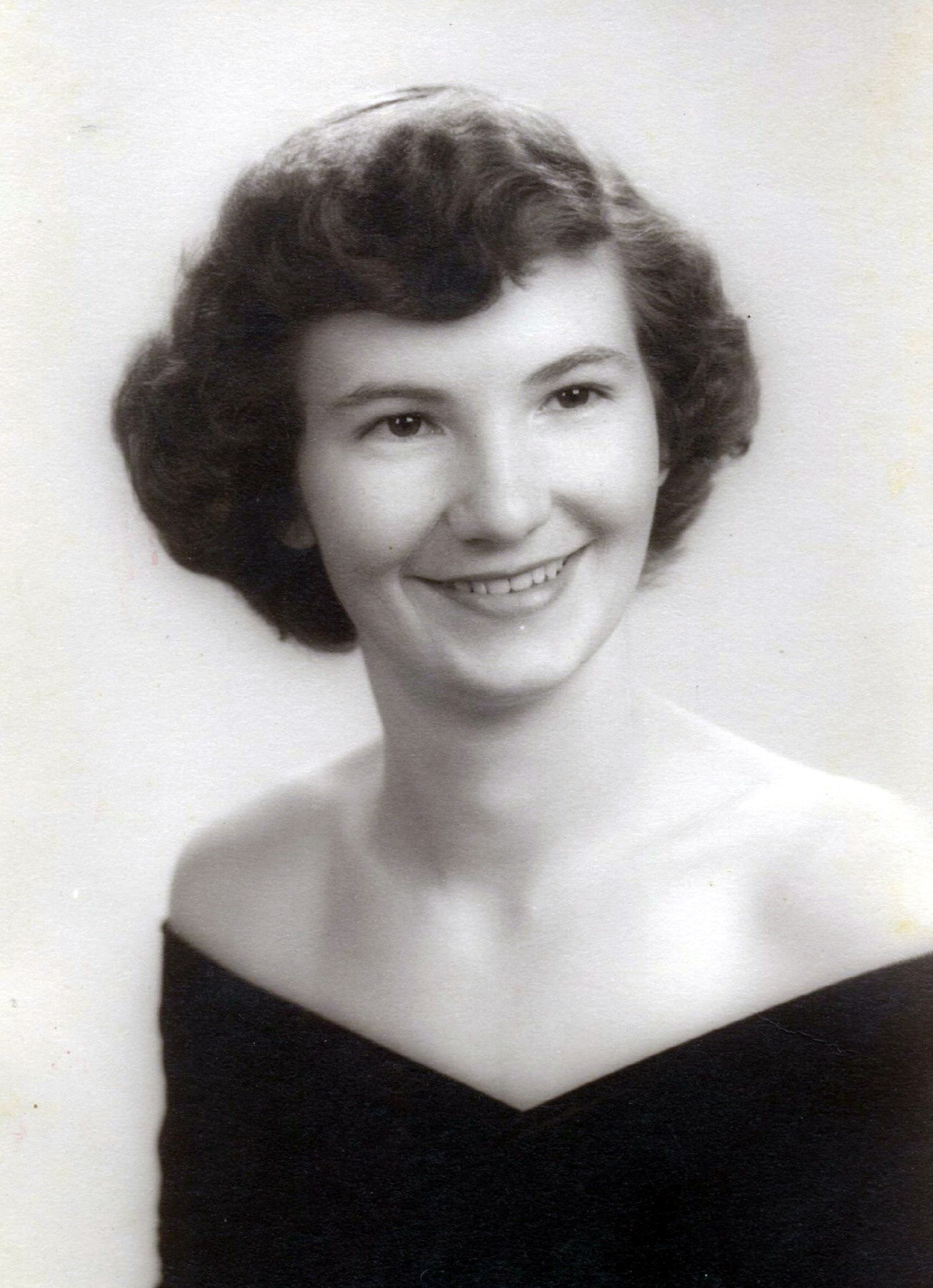 Louise Perry's Instagram, Twitter & Facebook on IDCrawl