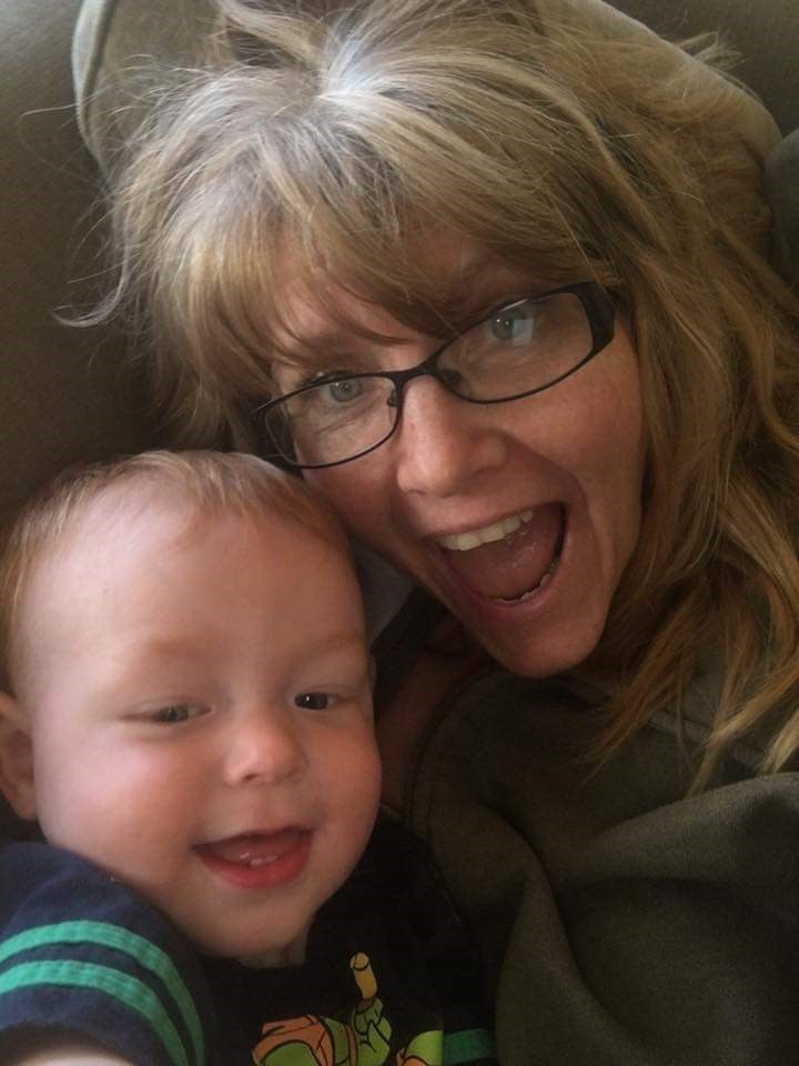 Sandra Husband's Instagram, Twitter & Facebook on IDCrawl