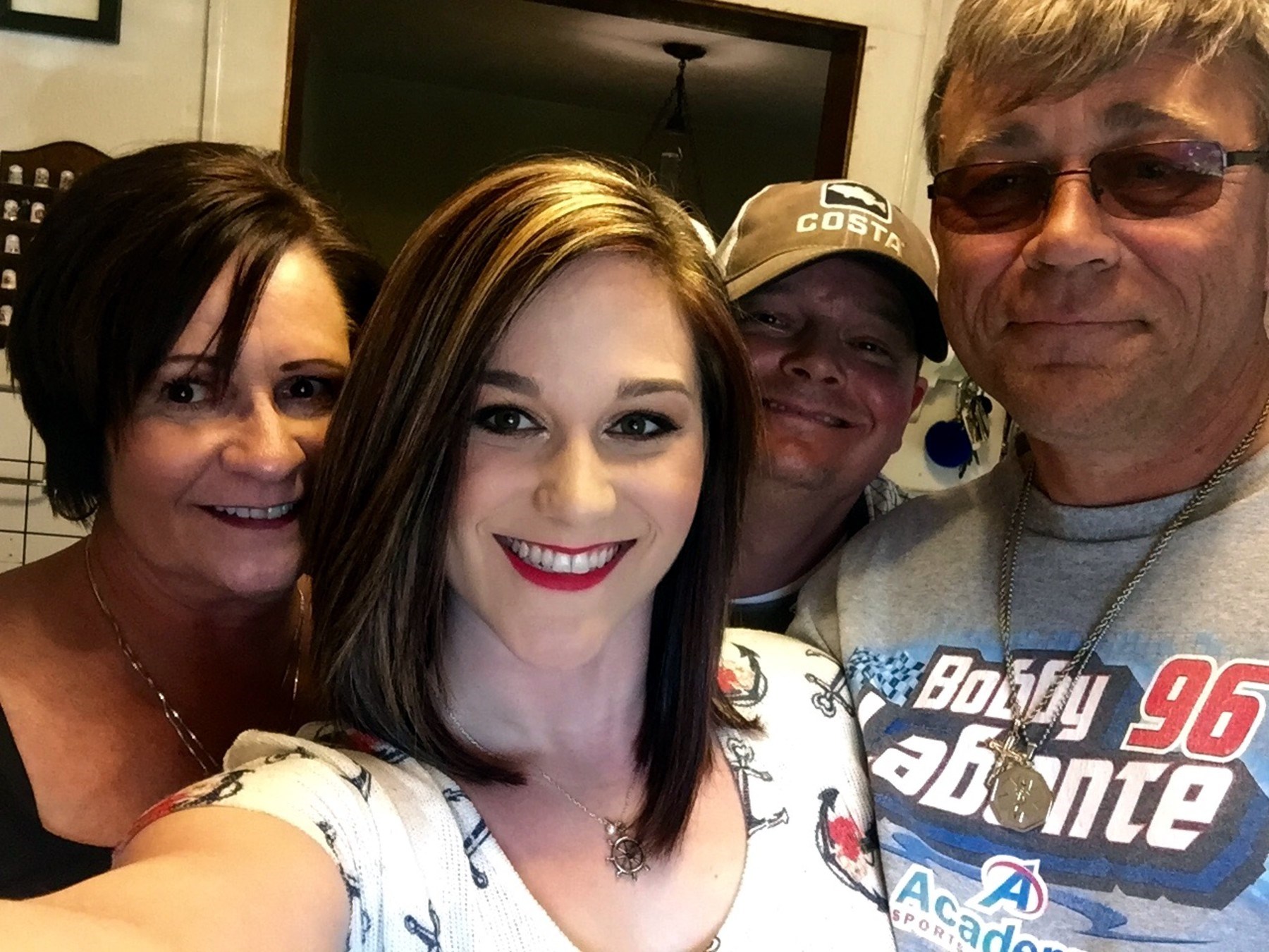 Susan Trull's Instagram, Twitter & Facebook on IDCrawl