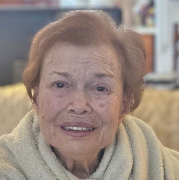 Janet Lewis Obituary - Chesterland, OH