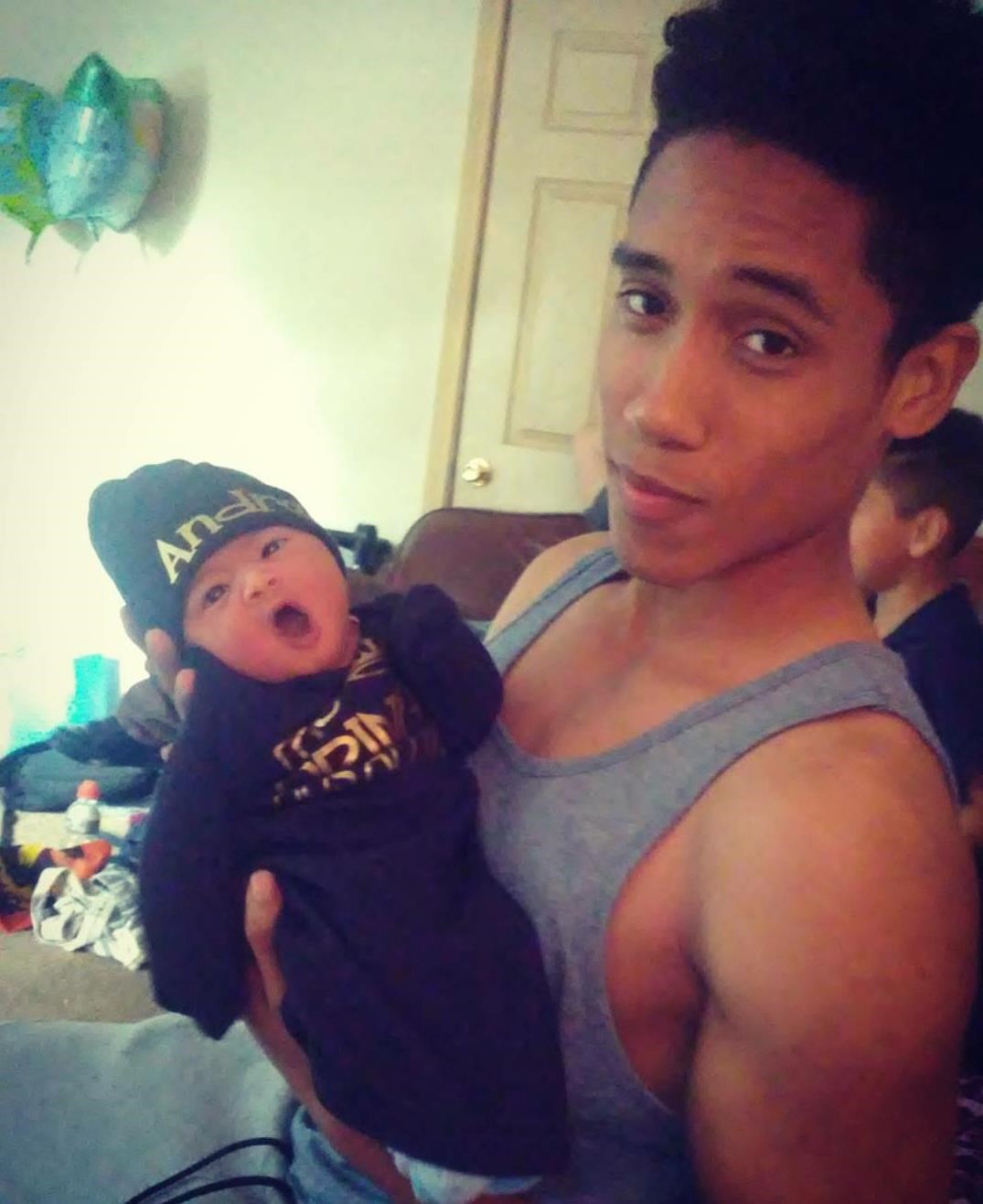 Anthony Mares's Instagram, Twitter & Facebook on IDCrawl