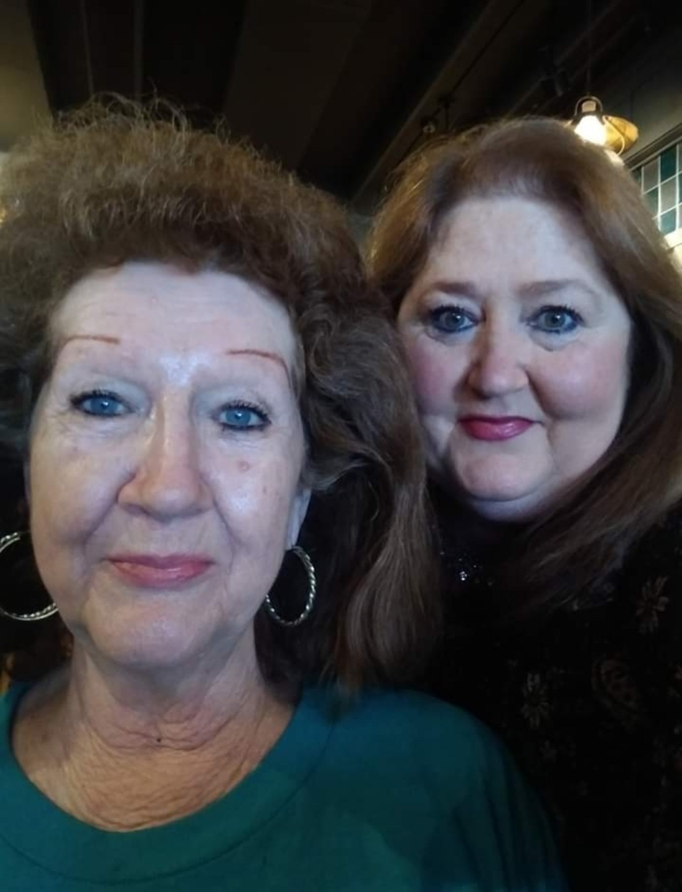 Lisa Harp's Instagram, Twitter & Facebook on IDCrawl