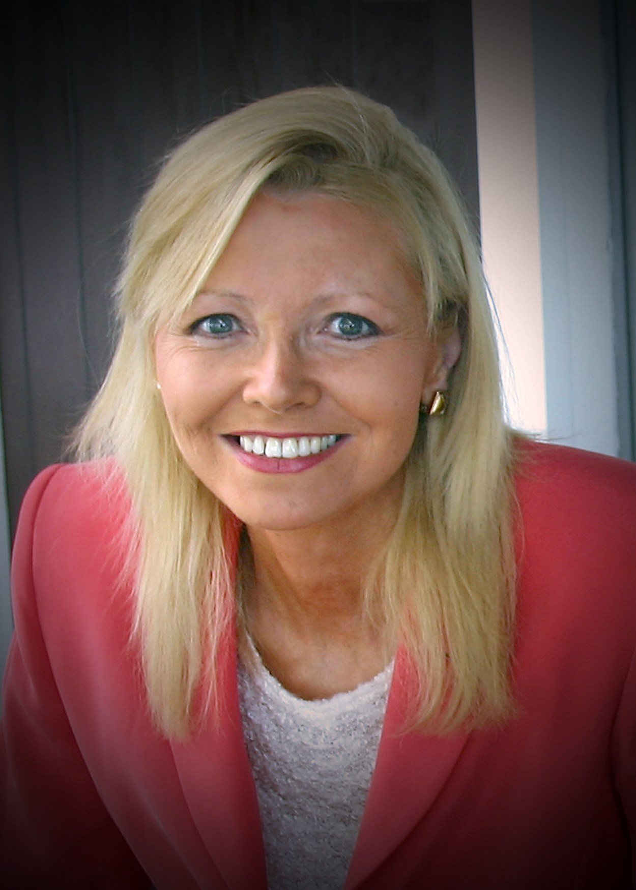 Jackie Mackay's Instagram, Twitter & Facebook on IDCrawl