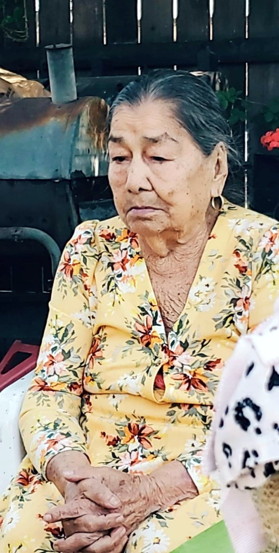 Angela Salgado's Instagram, Twitter & Facebook on IDCrawl