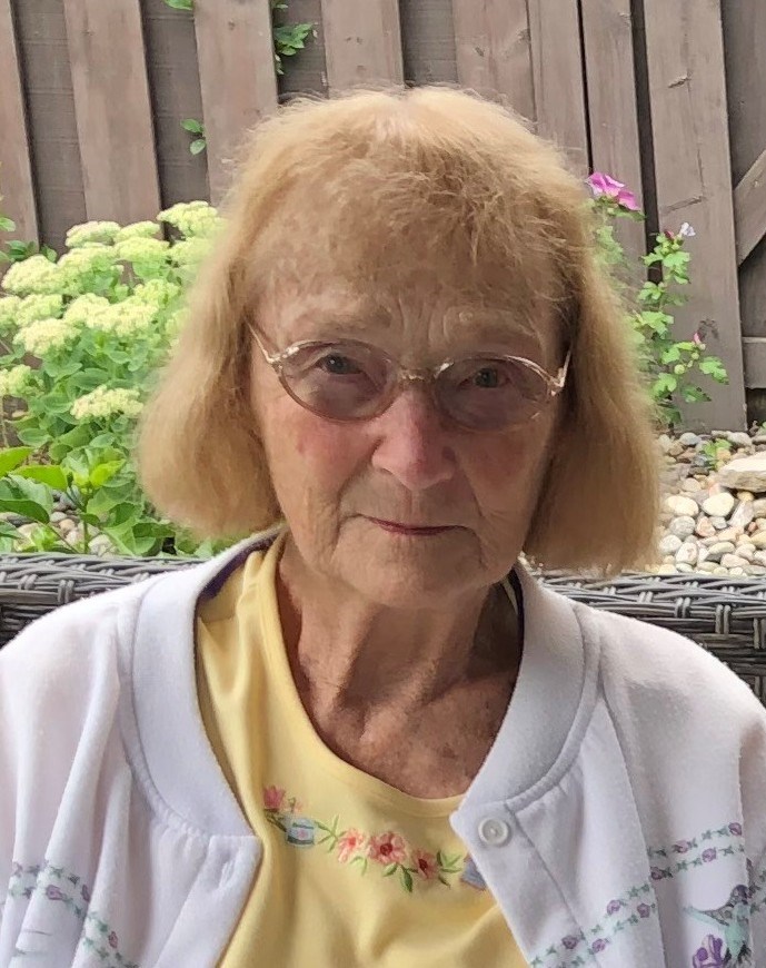 Doris Patrick Obituary - Aurora, ON