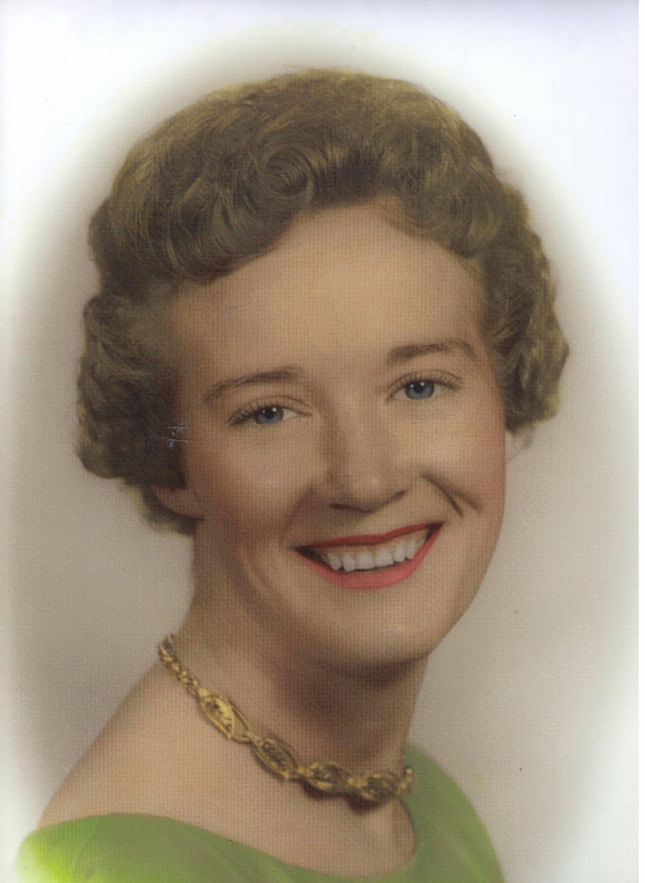 Elizabeth Rowe's Instagram, Twitter & Facebook on IDCrawl