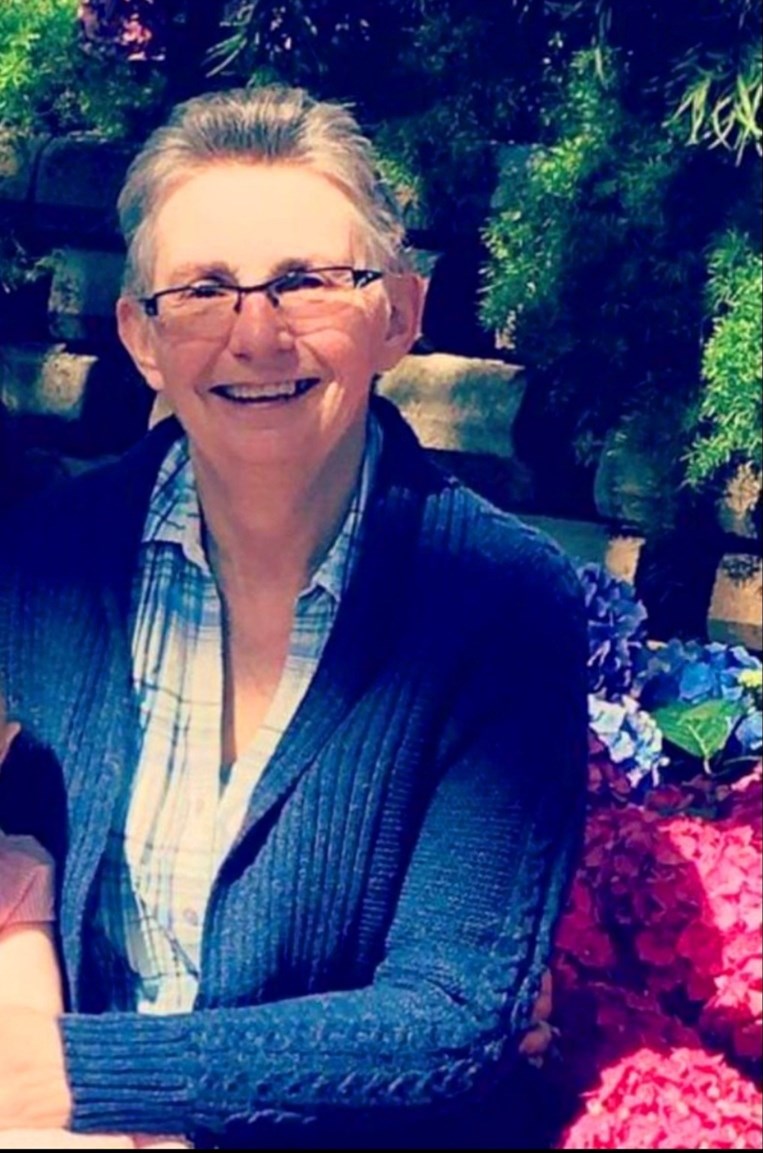 Laura Halas Obituary - Edmonton, AB