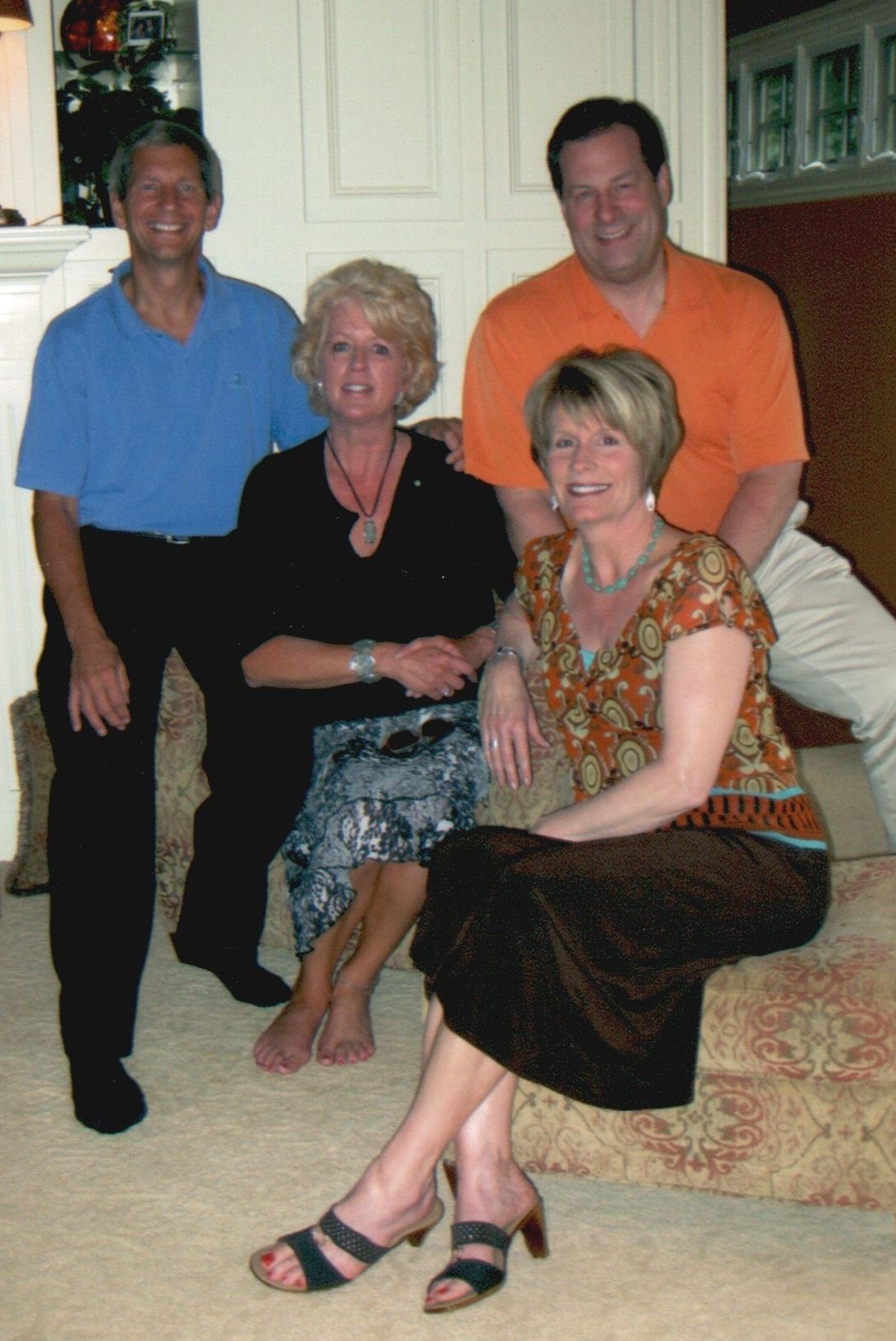 Lori Bill's Instagram, Twitter & Facebook on IDCrawl