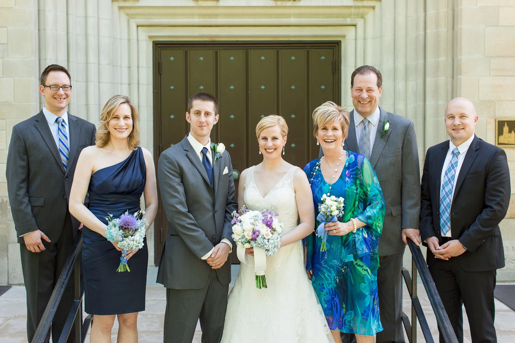 Lori Bill's Instagram, Twitter & Facebook on IDCrawl