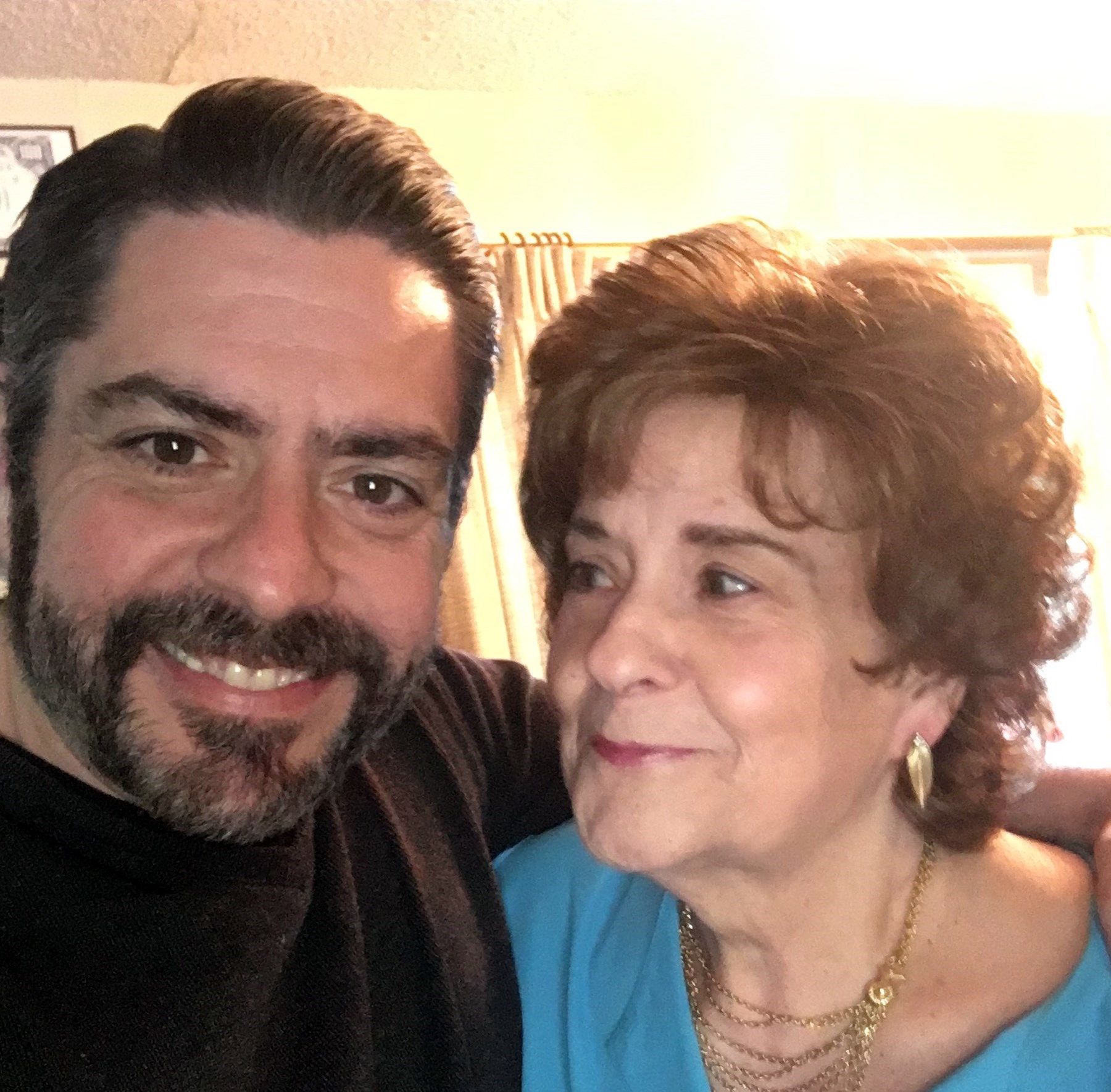 Laura Furtado's Instagram, Twitter & Facebook on IDCrawl