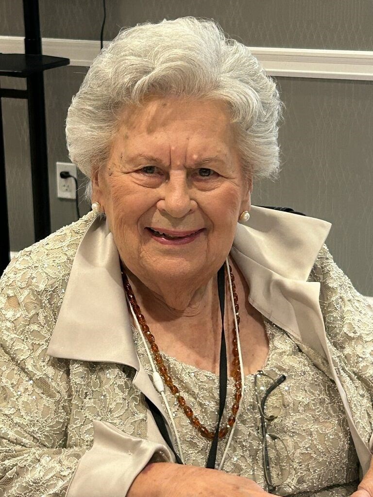 Corinne Helfand Obituary - Dix Hills, NY