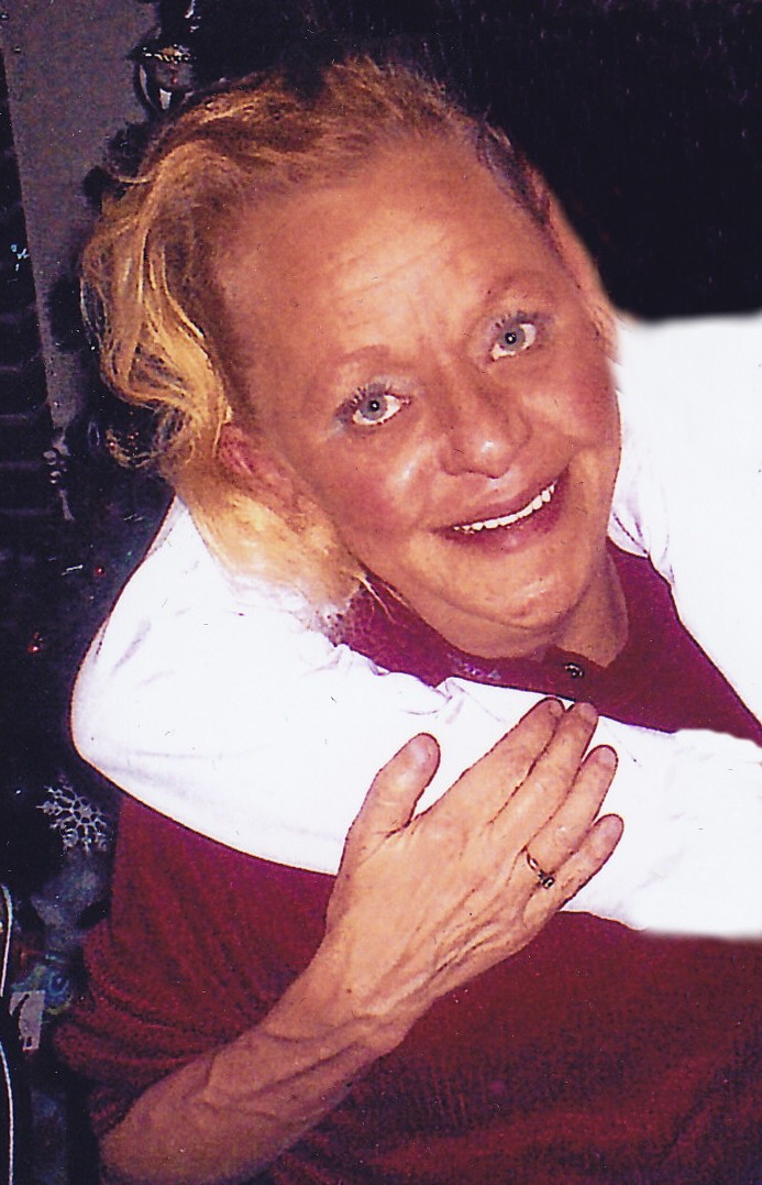 Deborah Capone's Instagram, Twitter & Facebook on IDCrawl