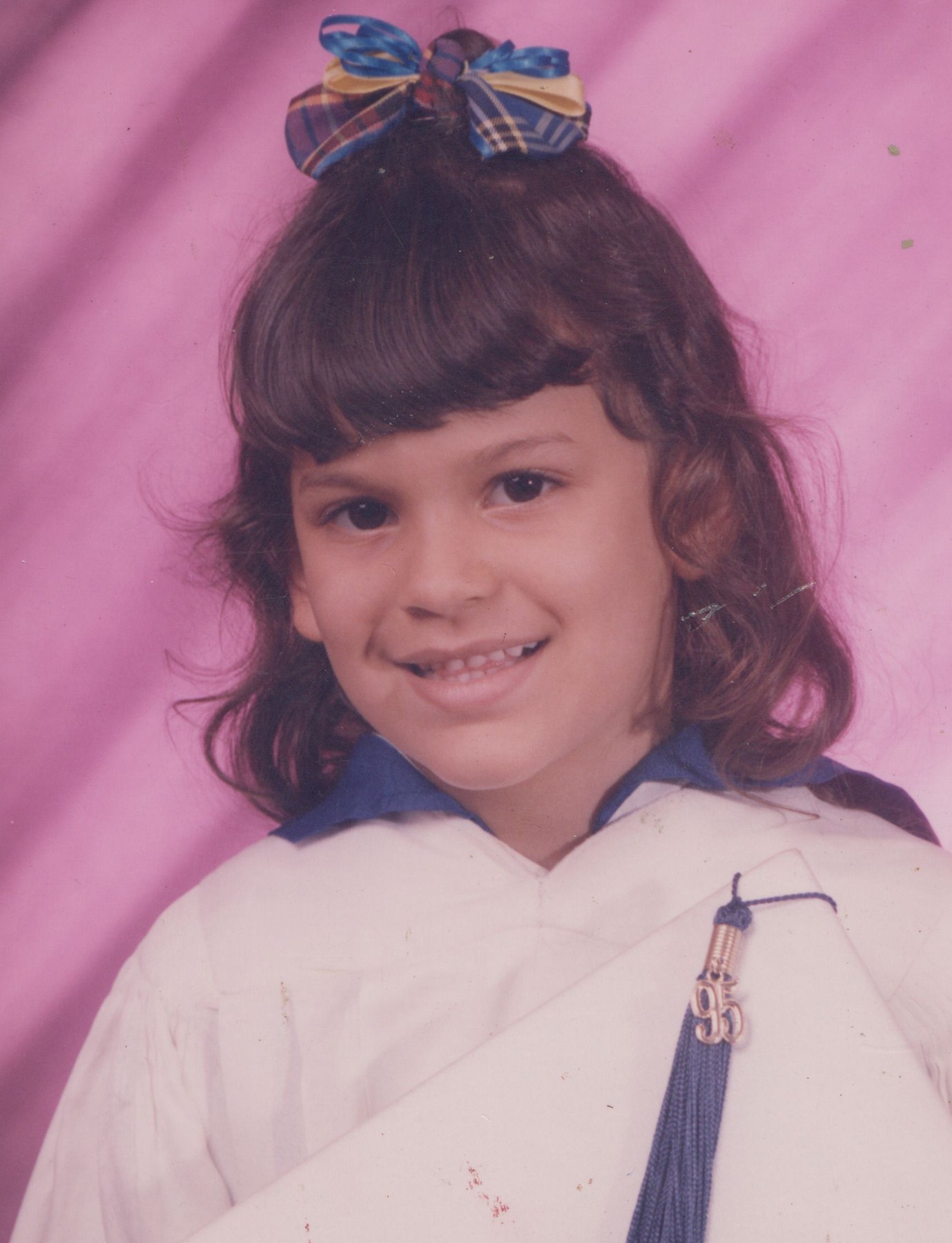 Carmen Falcon's Instagram, Twitter & Facebook on IDCrawl