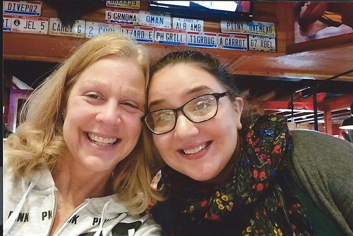 Mackenzie Meyer's Instagram, Twitter & Facebook on IDCrawl