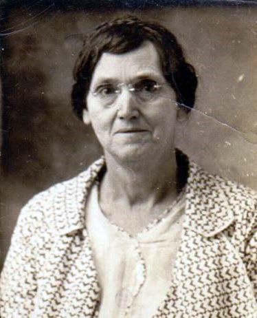 Phyllis Bond's Instagram, Twitter & Facebook on IDCrawl