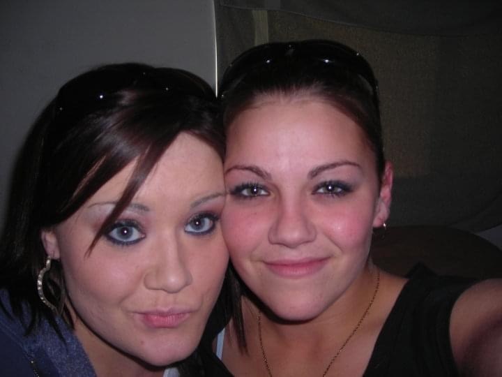 Ashley Barnett's Instagram, Twitter & Facebook on IDCrawl