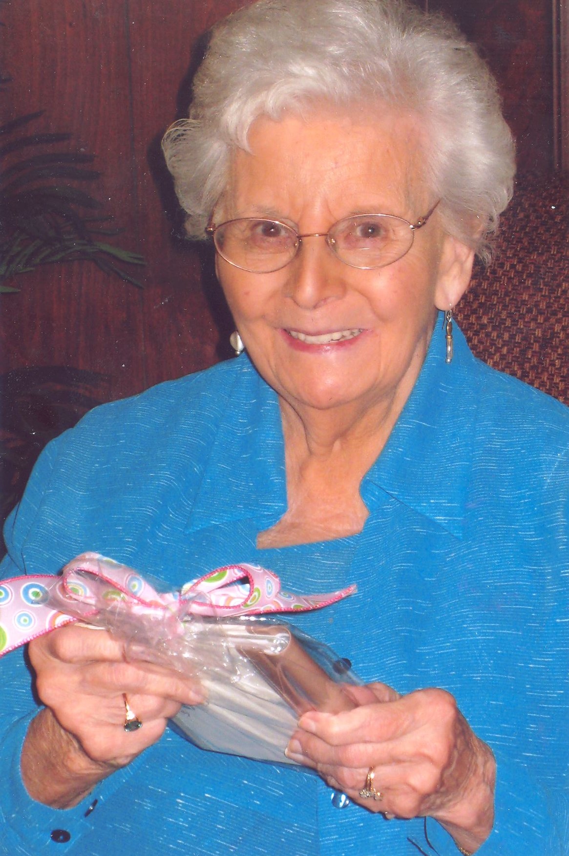 Anne Reading's Instagram, Twitter & Facebook on IDCrawl