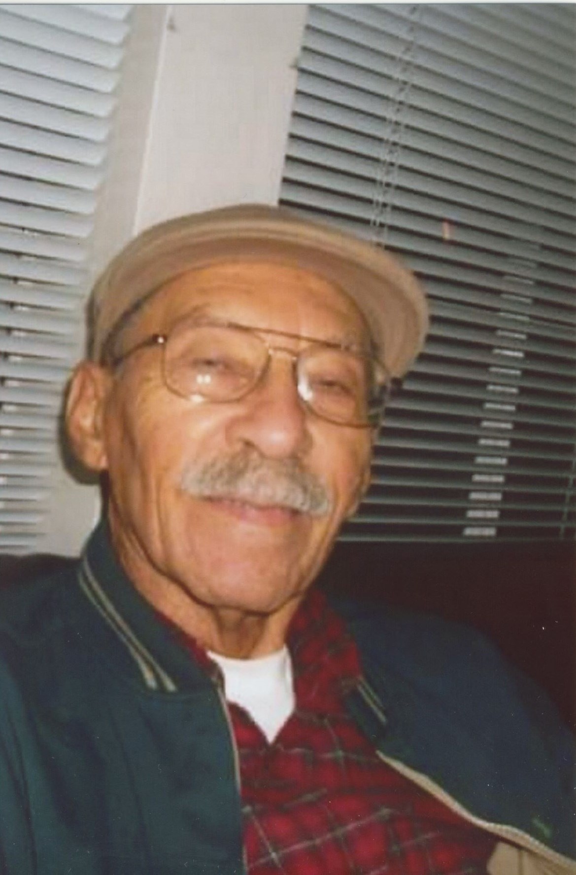 Stacey Overstreet's Instagram, Twitter & Facebook on IDCrawl