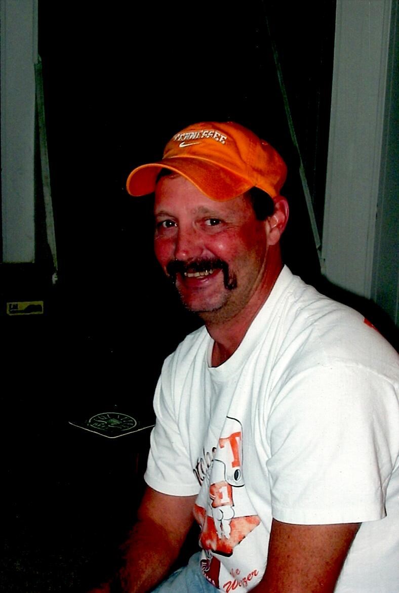 Robert HOLDEN Obituary - Knoxville, TN