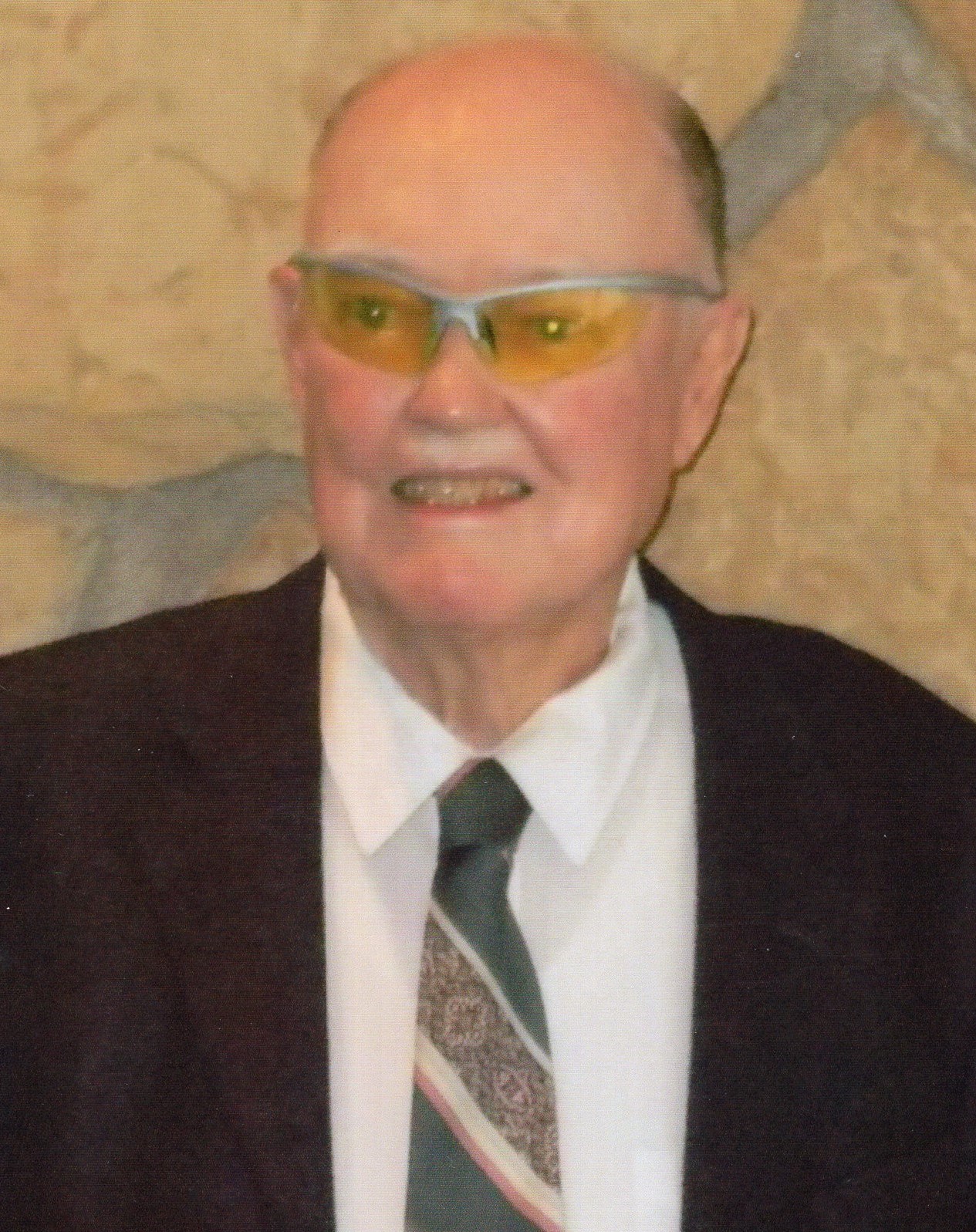 Ara Corrigan Obituary - Davenport, IA