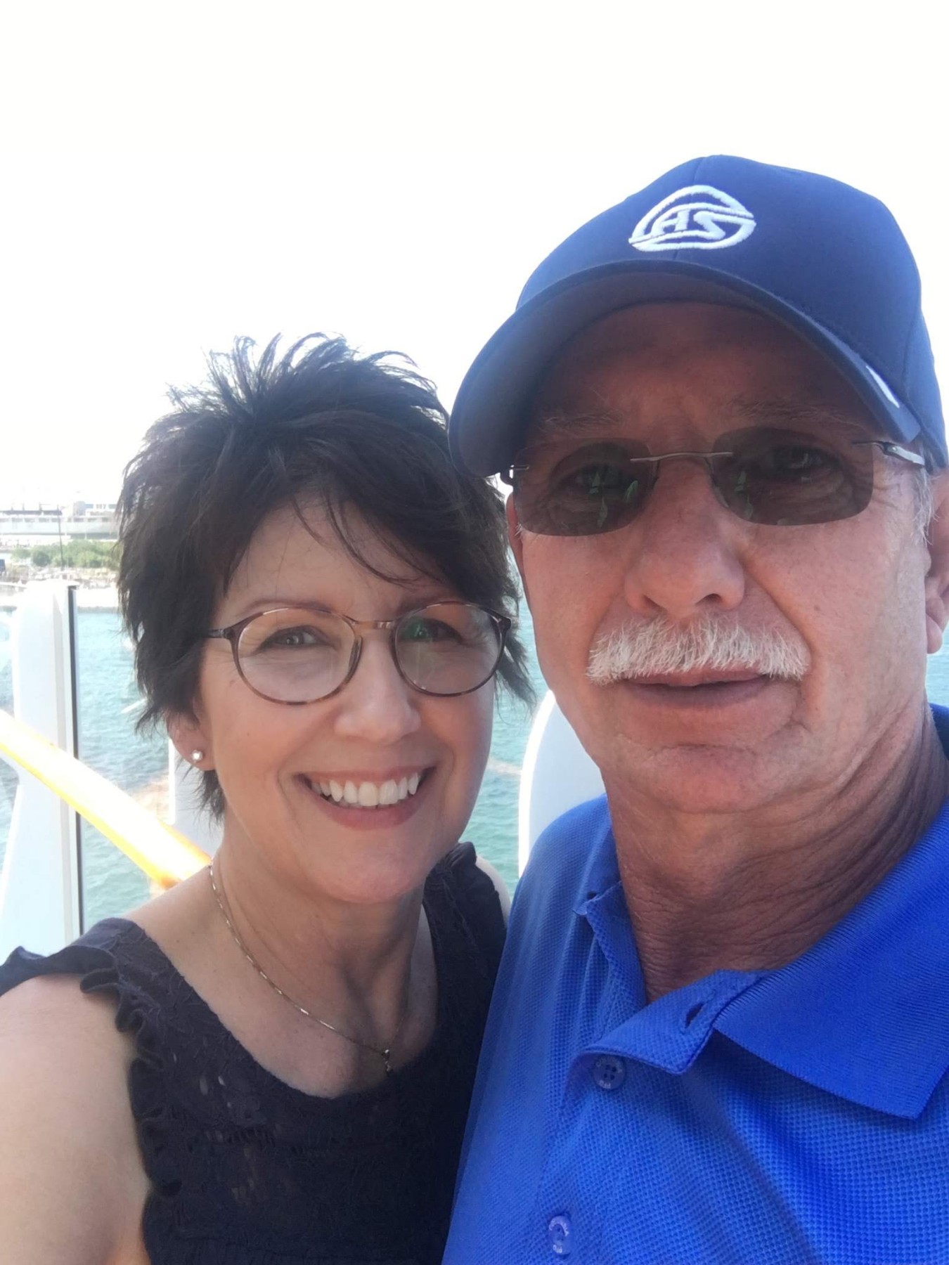 Corinne Hebert's Instagram, Twitter & Facebook on IDCrawl