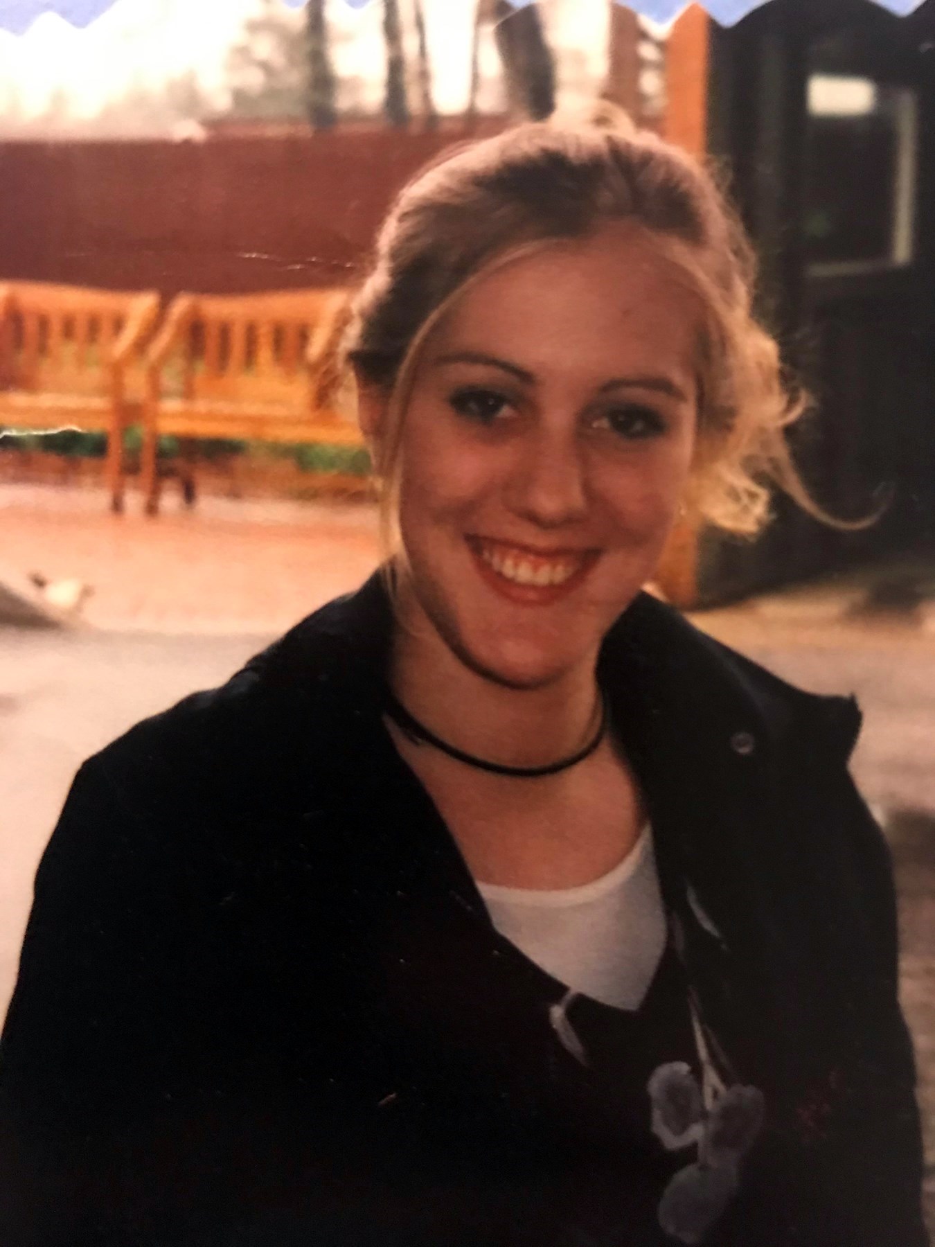 Julie Hicks's Instagram, Twitter & Facebook on IDCrawl