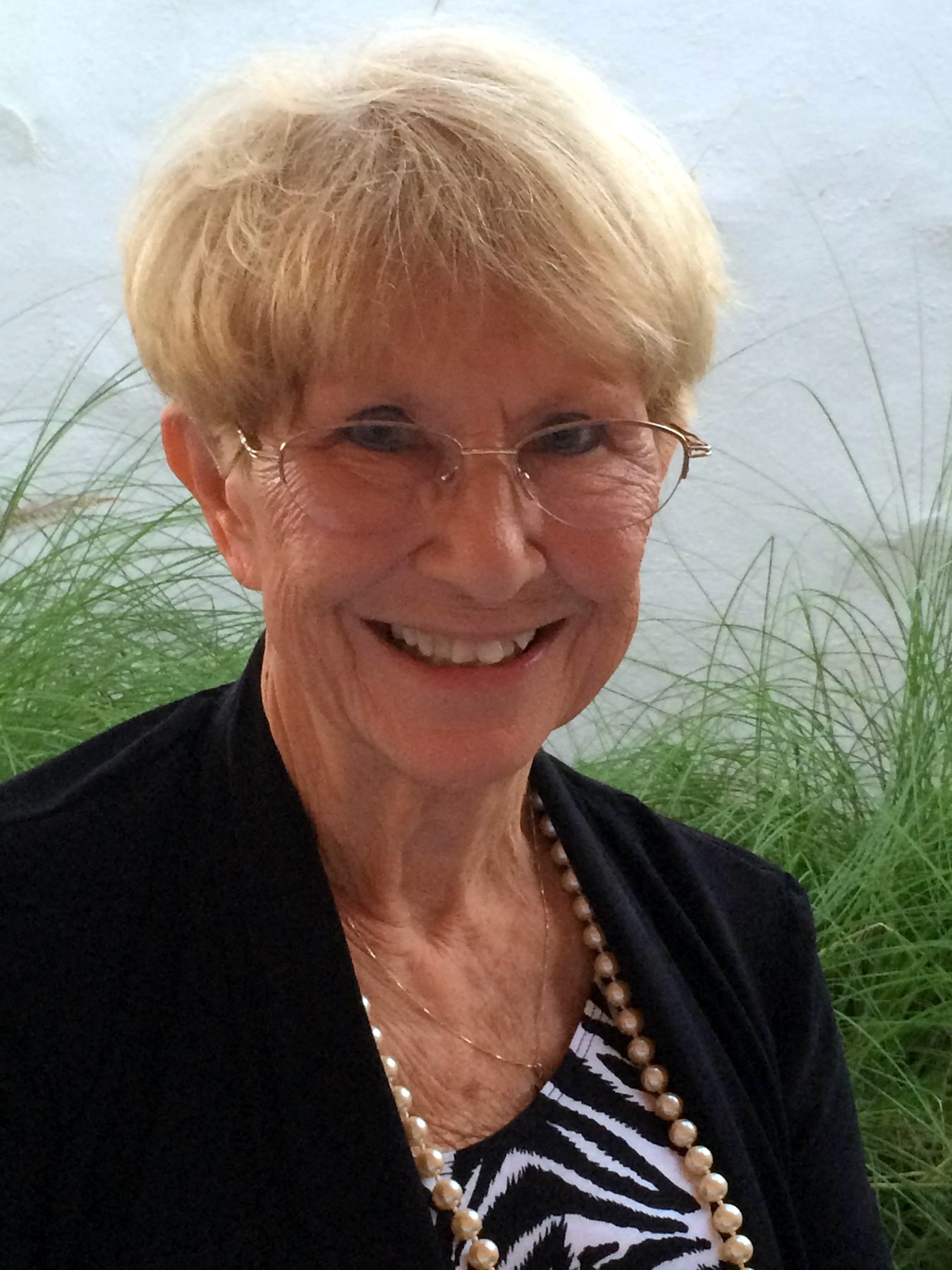 Nellie Larson Obituary - Oviedo, FL