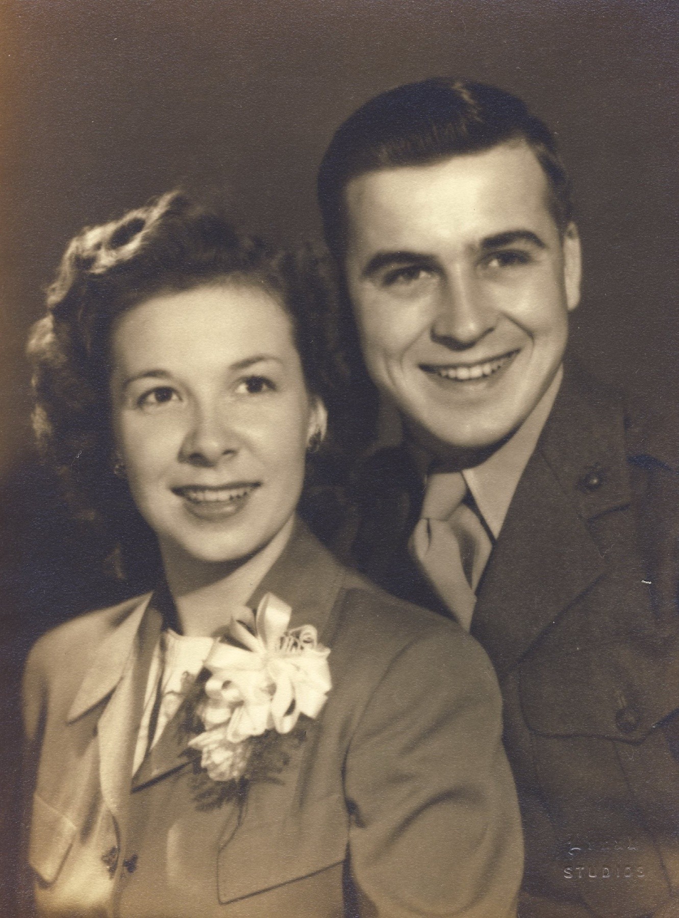 Mary Munsell's Instagram, Twitter & Facebook on IDCrawl