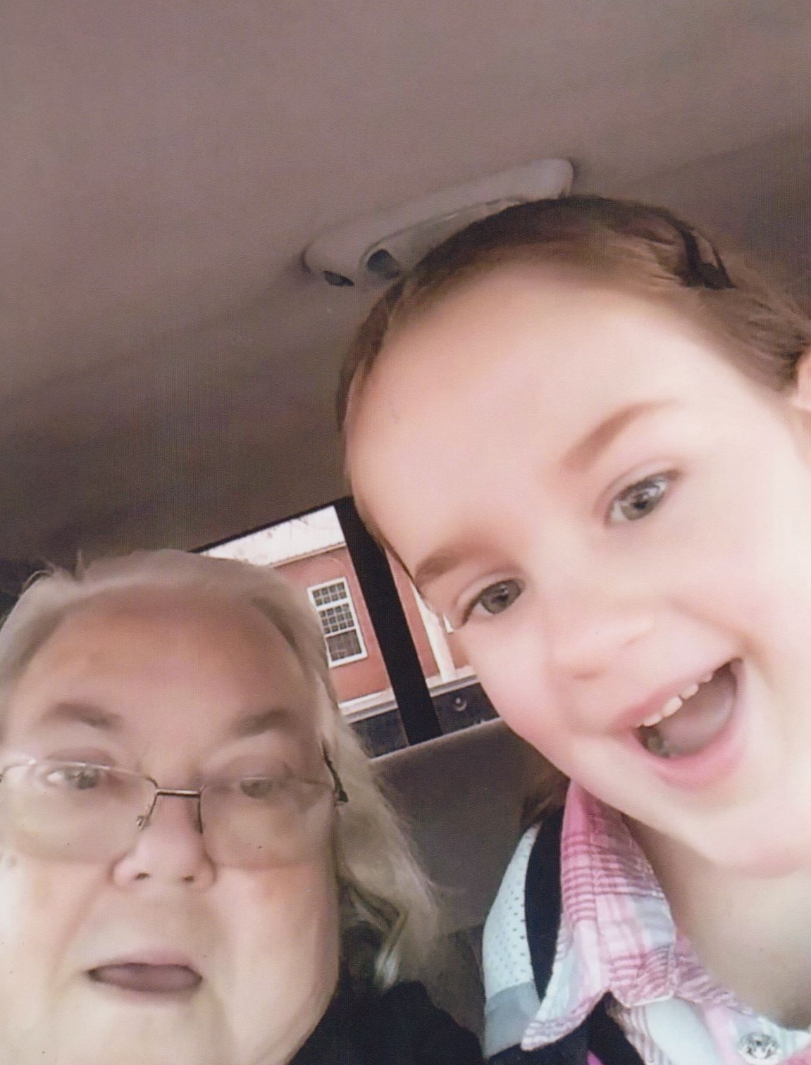 Wanda Willis's Instagram, Twitter & Facebook on IDCrawl