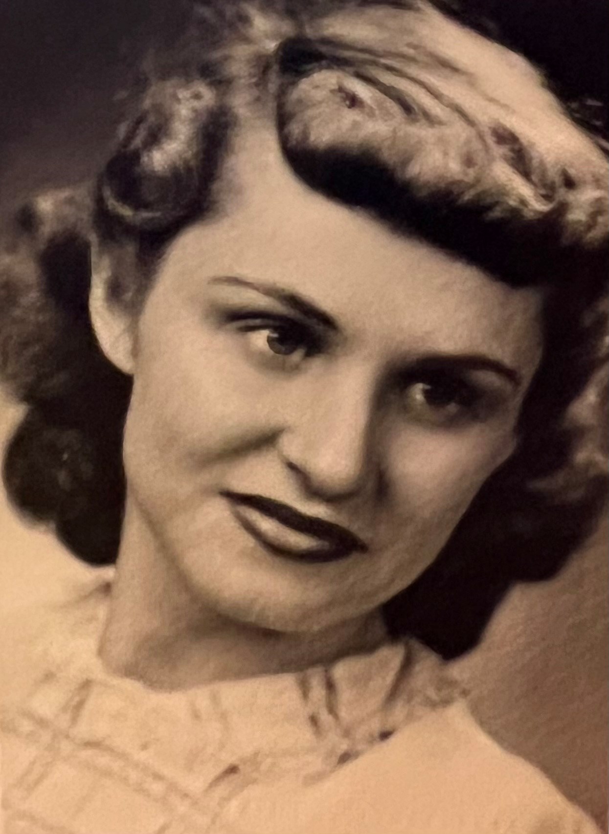 Barbara Edgar's Instagram, Twitter & Facebook on IDCrawl