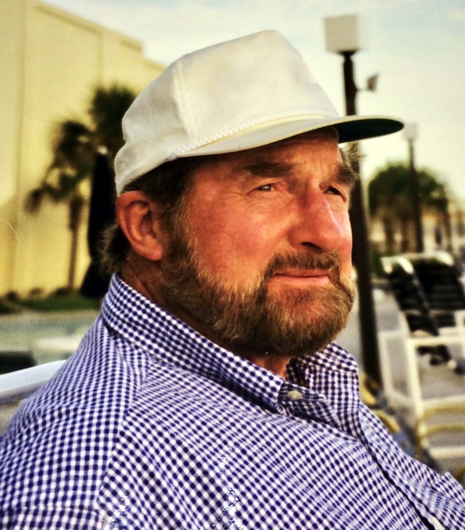 Robert Smiley's Instagram, Twitter & Facebook on IDCrawl